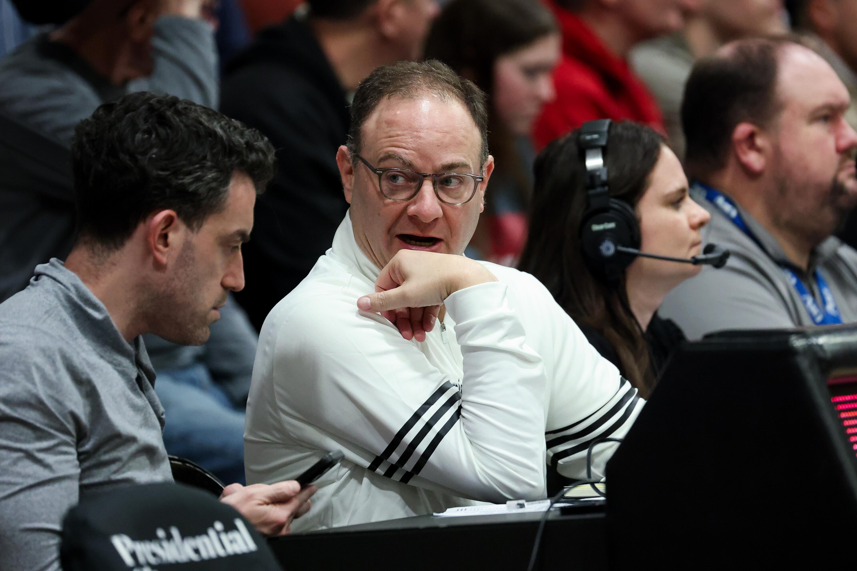 Adrian Wojnarowski Talks NIL Challenges as St. Bonaventure GM, Cites ...