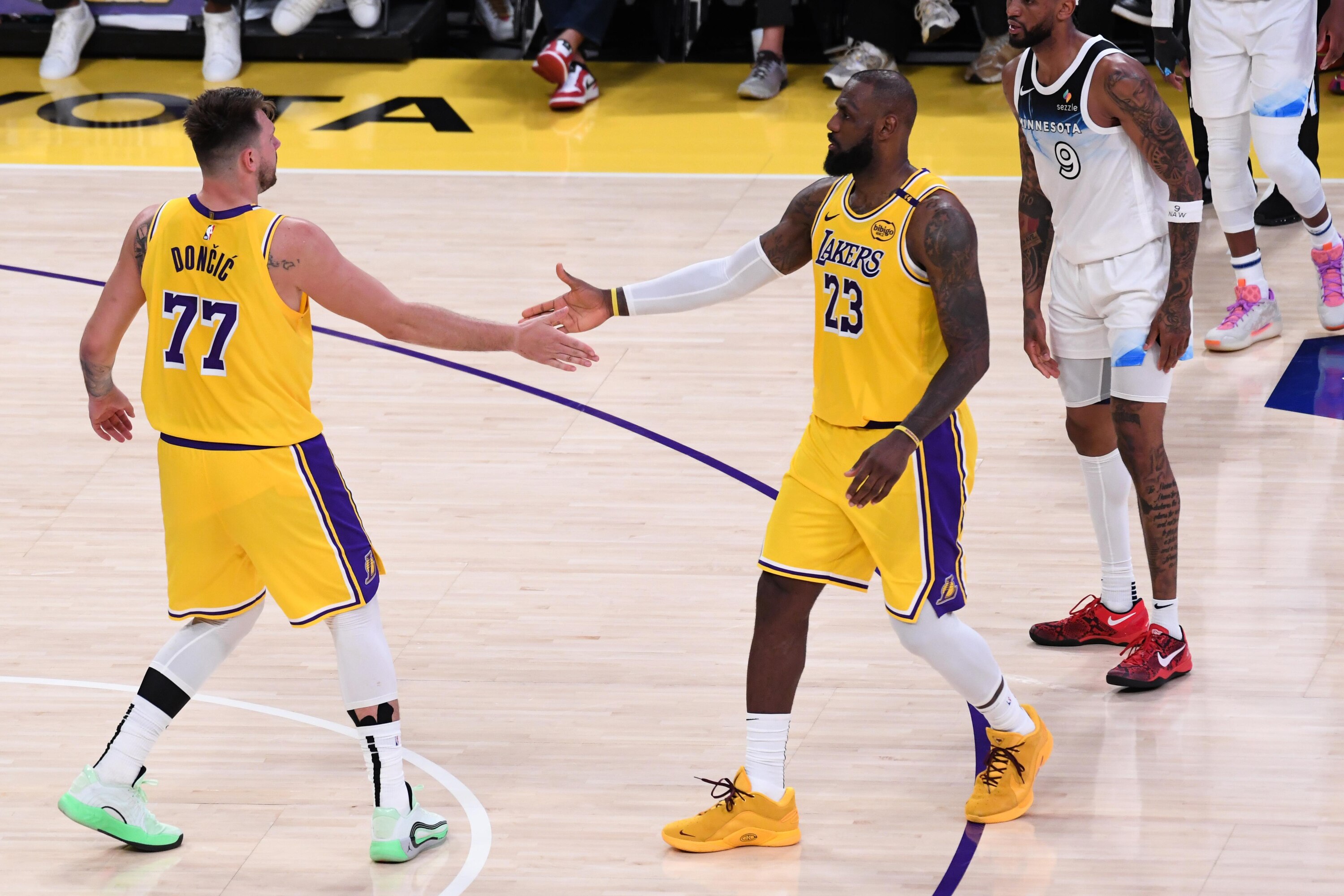 LeBron, Luka Lead Lakers Past Edwards, Wolves as NBA Fans Debate LA's ...