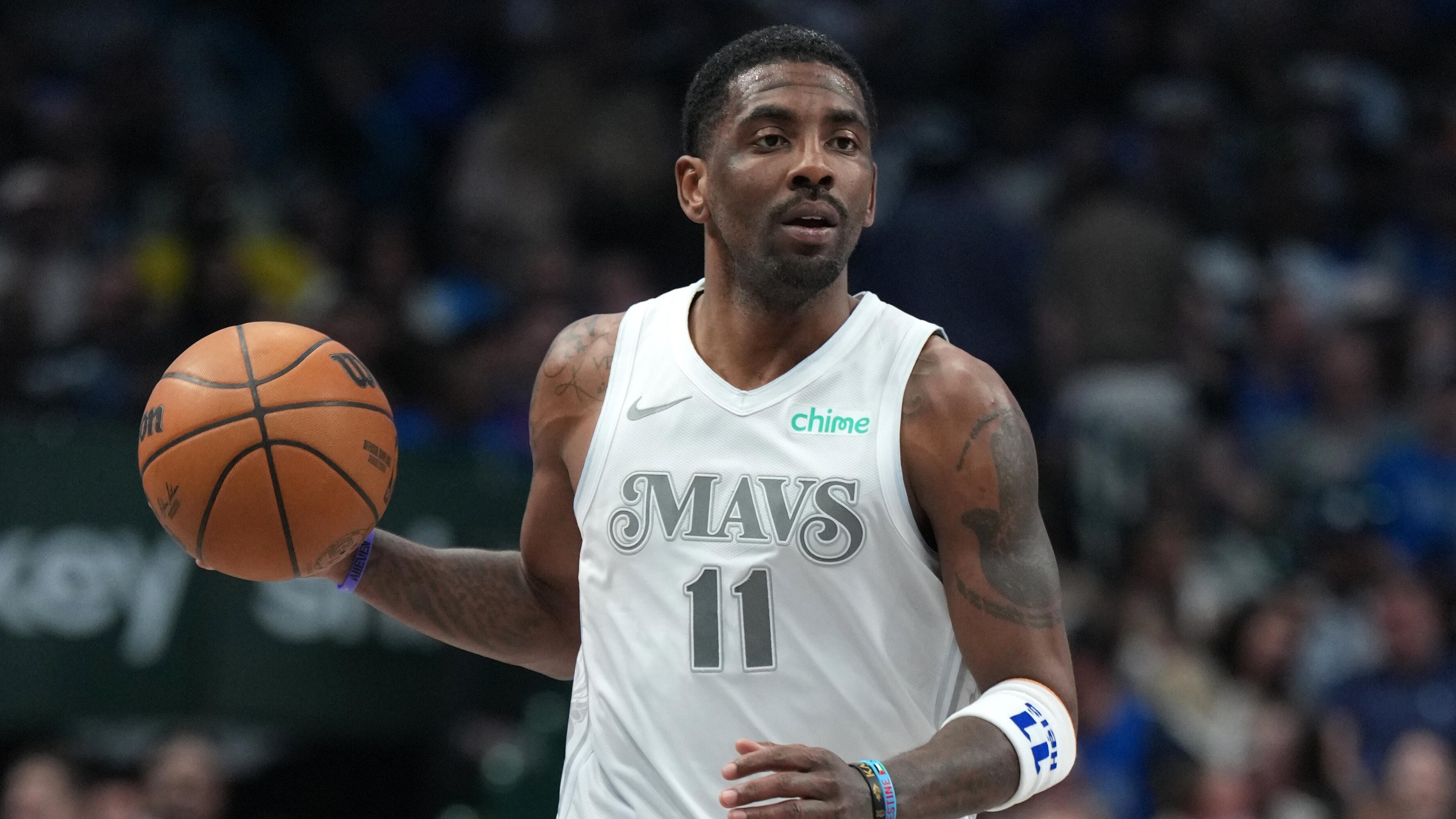 Kyrie Irving Workout Video Goes Viral of Highlight 3-Pointers amid Knee Injury Rehab