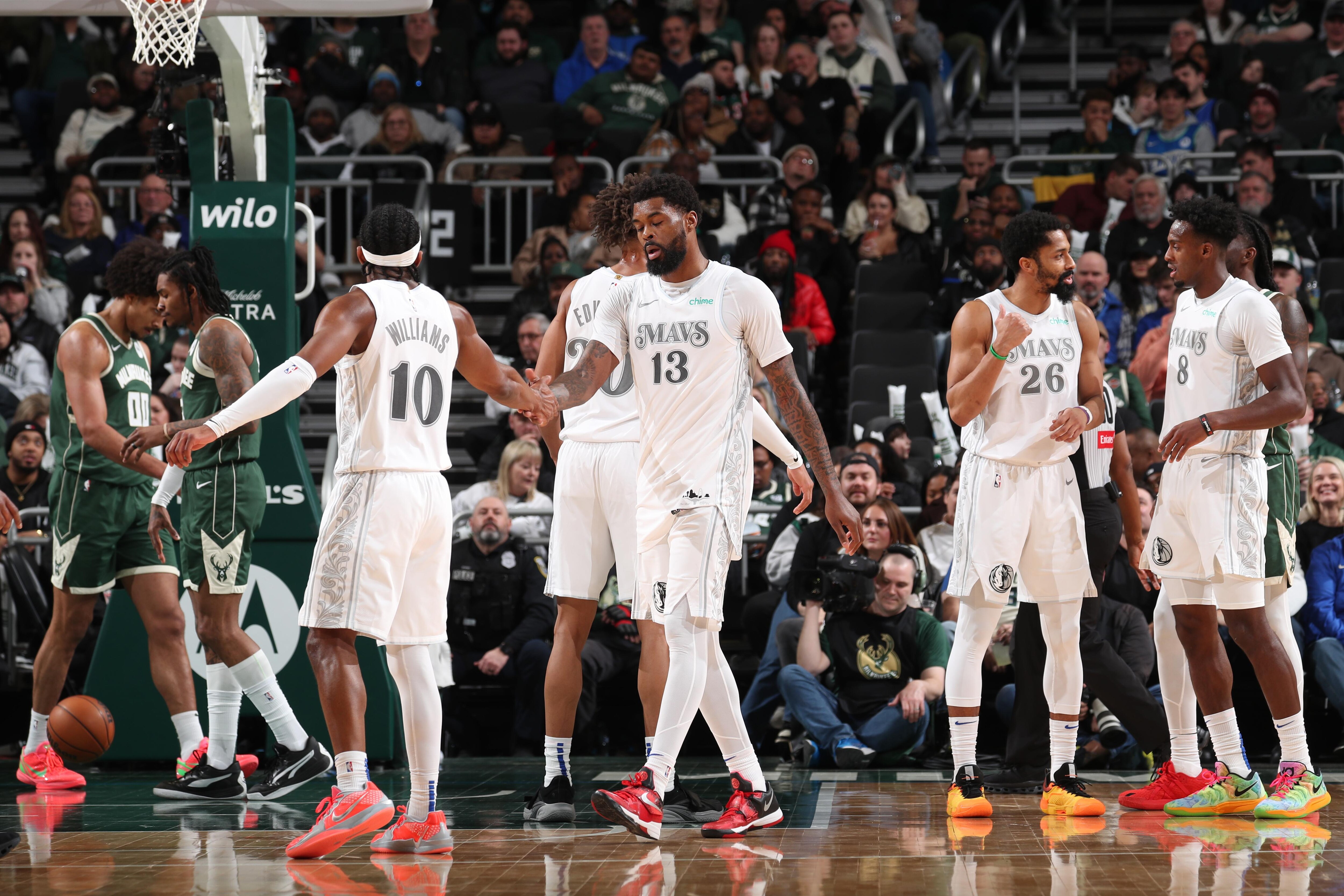 NBA Scout: Mavs Are 'Hopeless' After Luka Trade amid Kyrie, Anthony ...