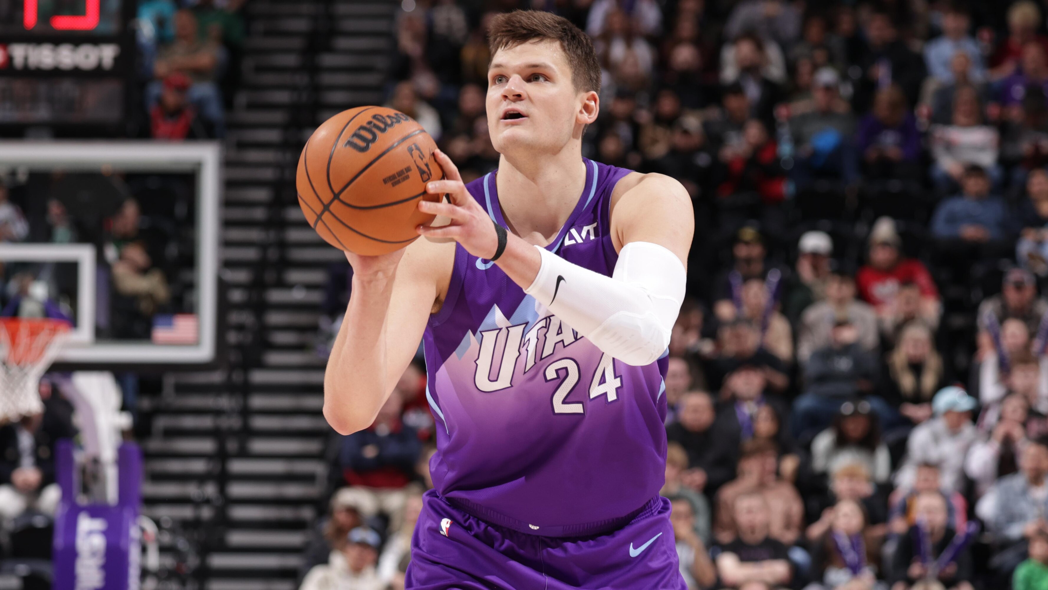 Walker Kessler, Jazz Reportedly Not Expected to Agree to Contract, Will ...