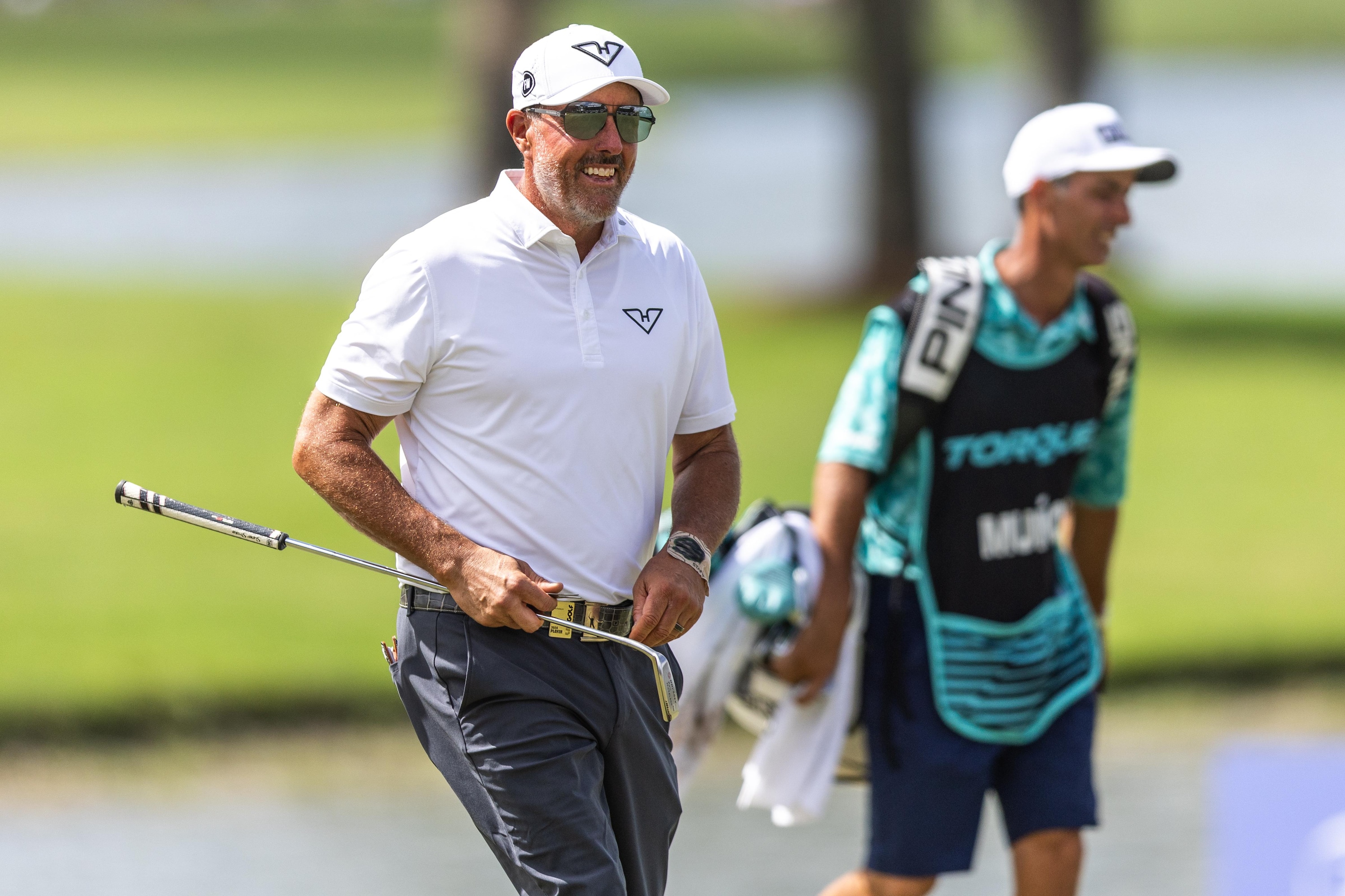Phil Mickelson's Custom Off-White Air Jordan 1 Shoes for 2025 Masters ...