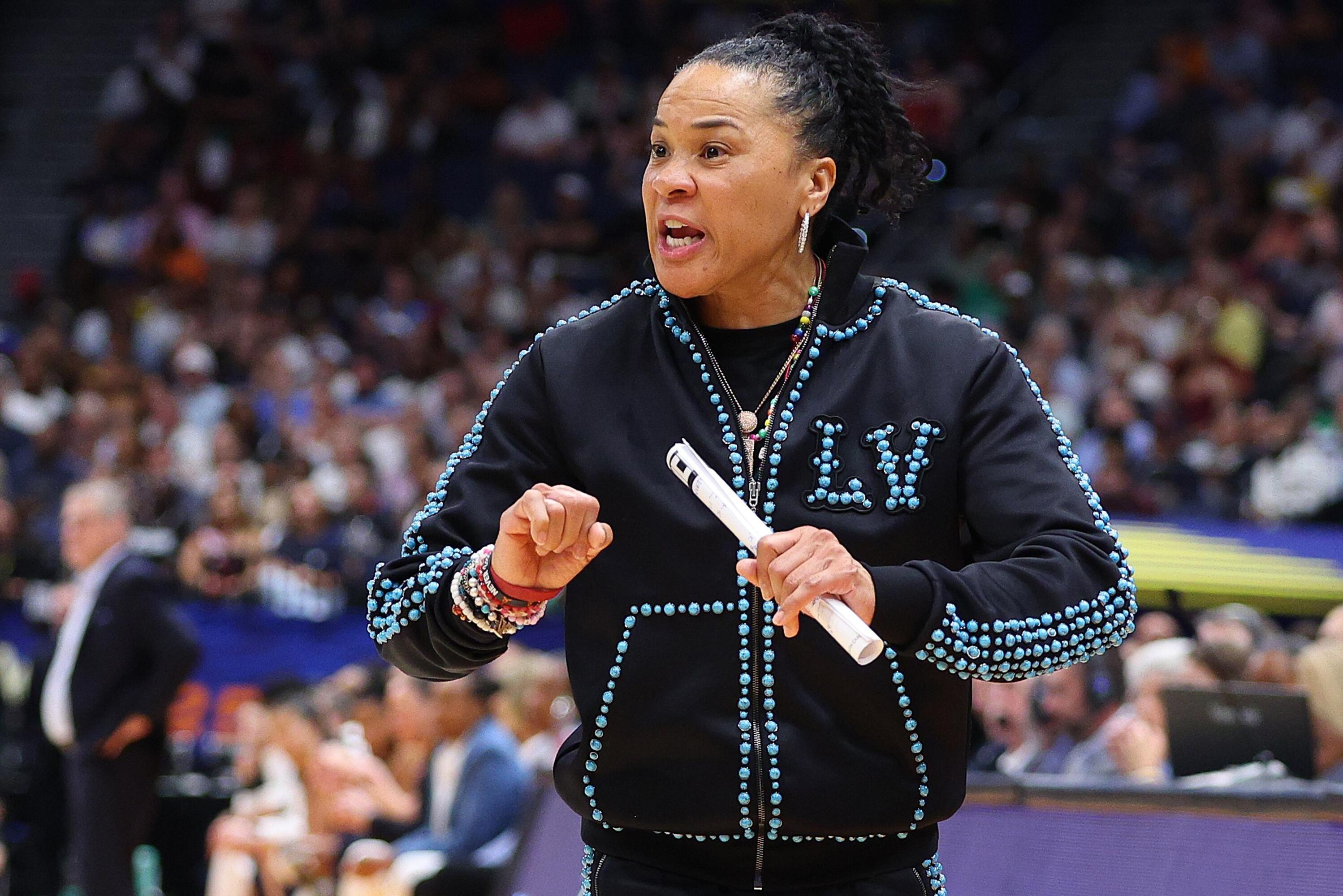 Dawn Staley Reportedly Not Knicks HC Finalist, Impressed in Interview ...