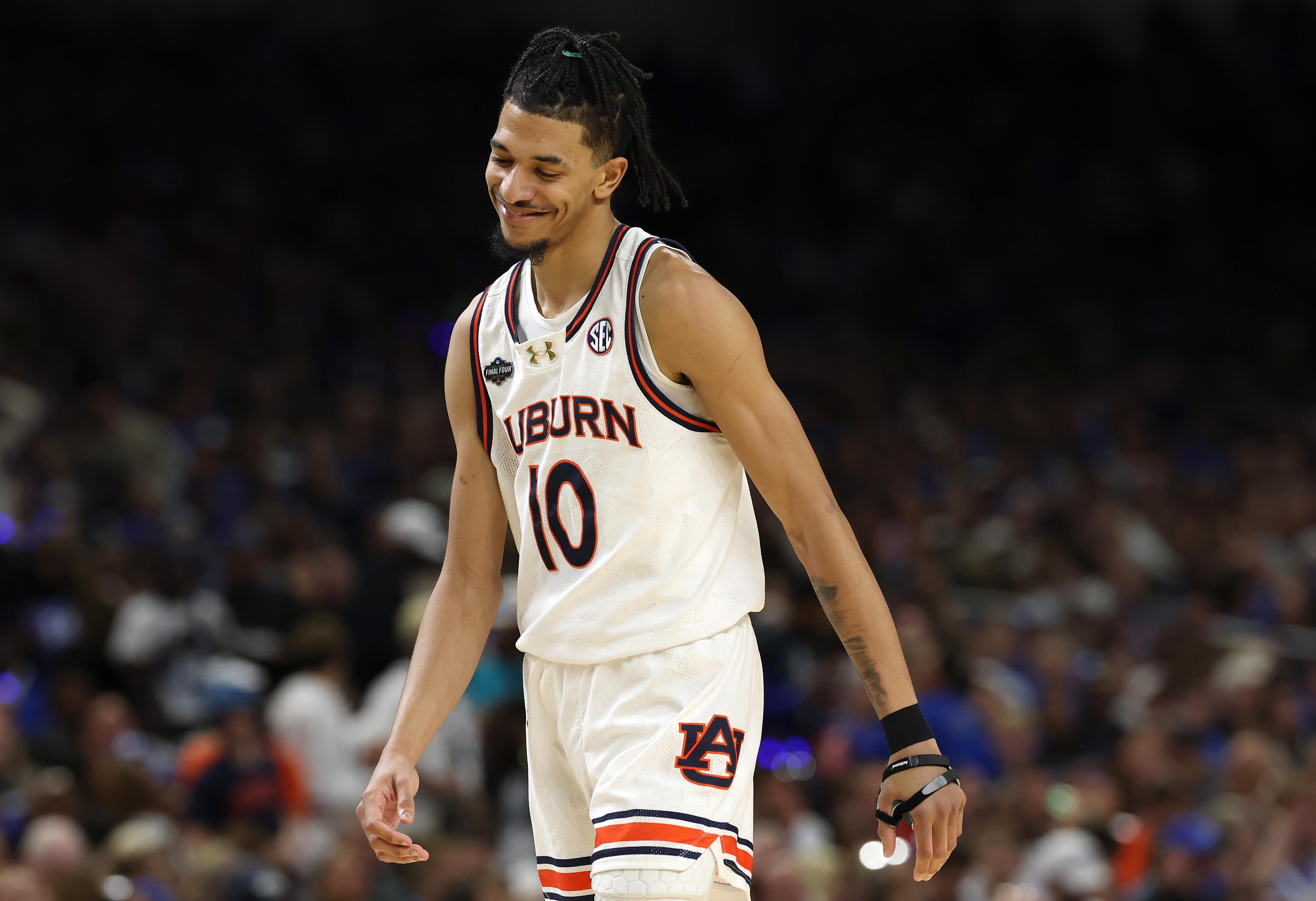 Kentucky Beats Troy as CBB Fans Applaud Mark Pope's 1st-Ever March ...