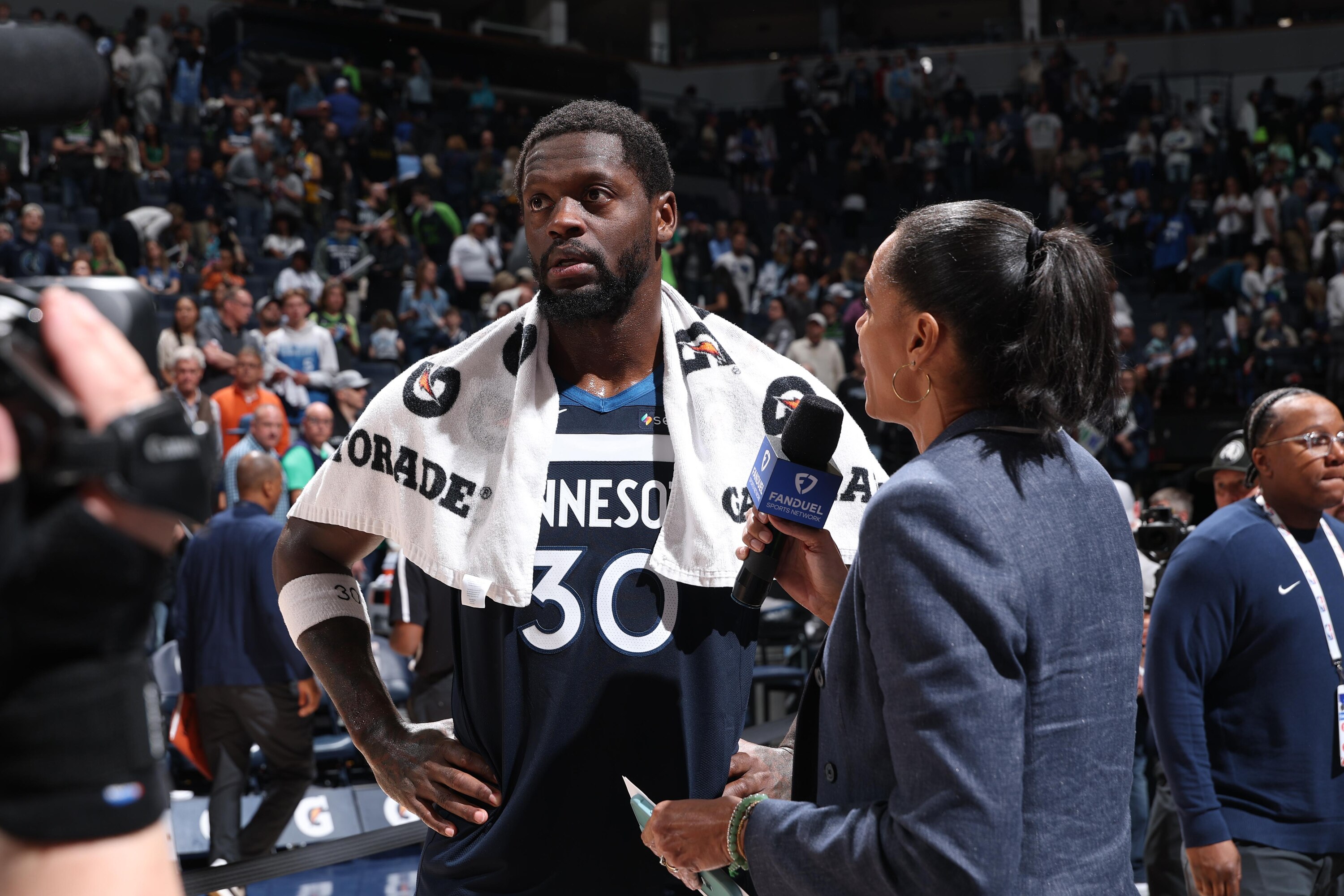 Julius Randle Earns $1.4M Contract Bonus for Timberwolves' Playoff ...