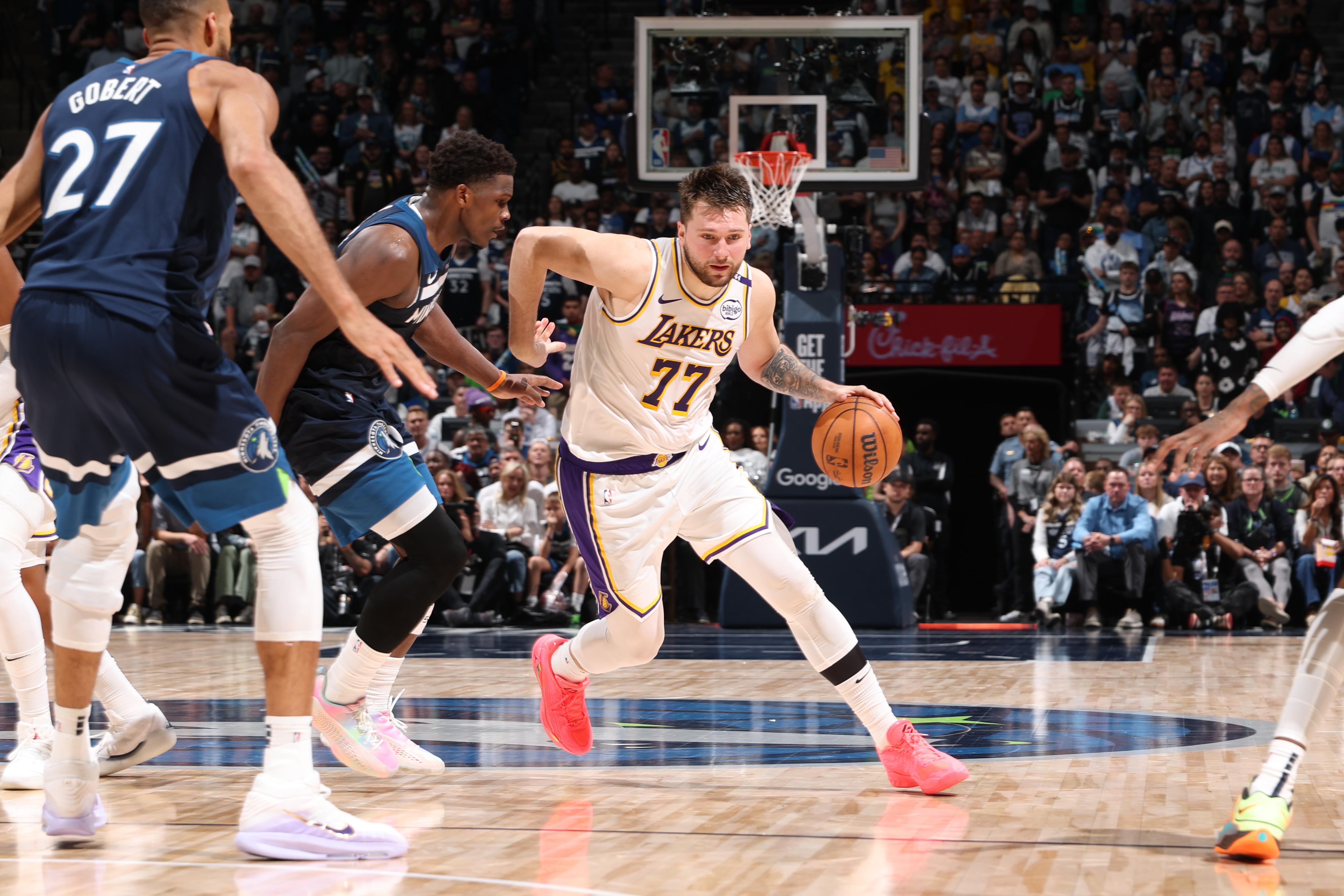 Examining Lakers' Salary Cap, Decisions for 2025 NBA Free Agency after ...