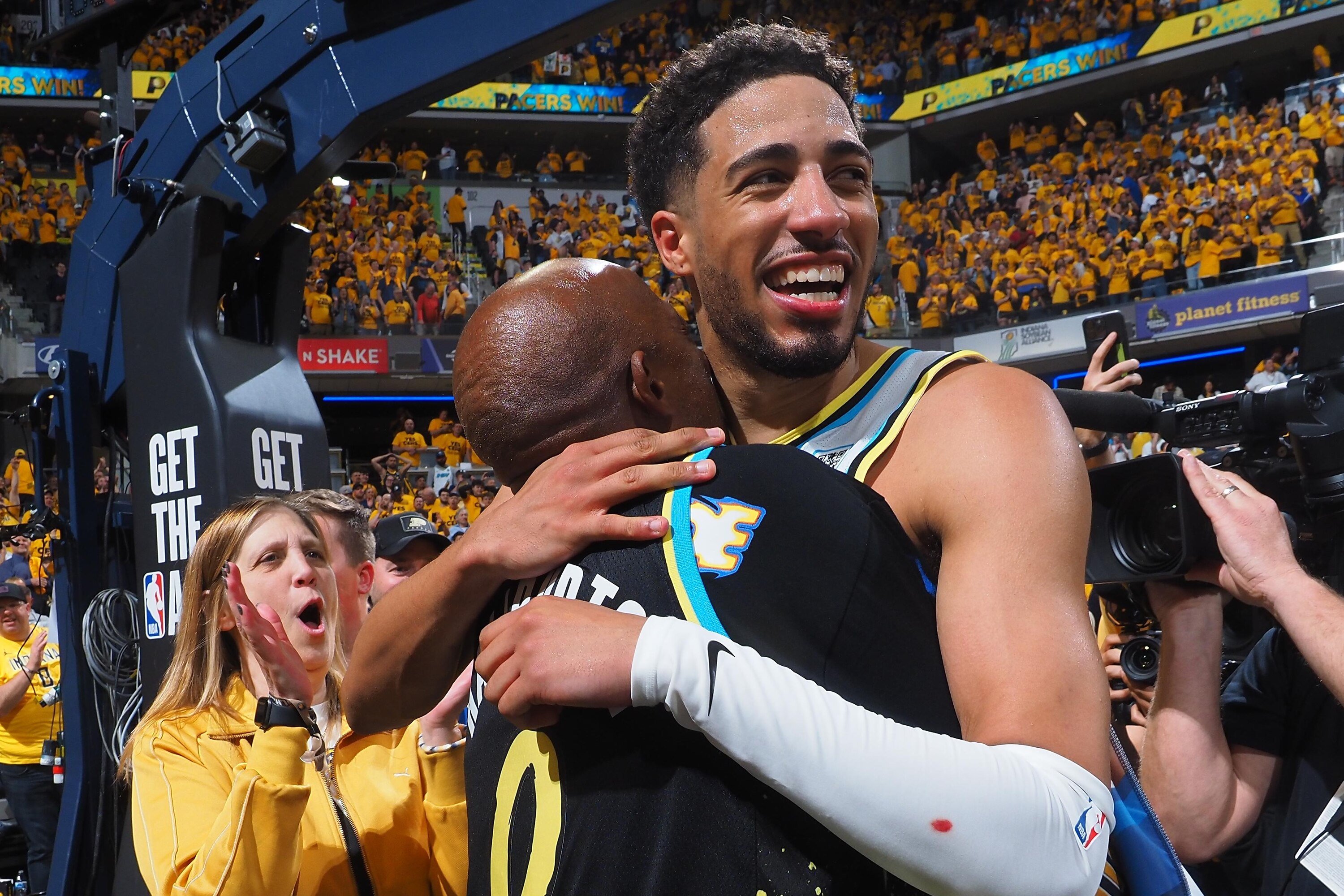 Tyrese Haliburton's Dad Reportedly Subject of Complaints to NBA, Stephen A. Smith Says