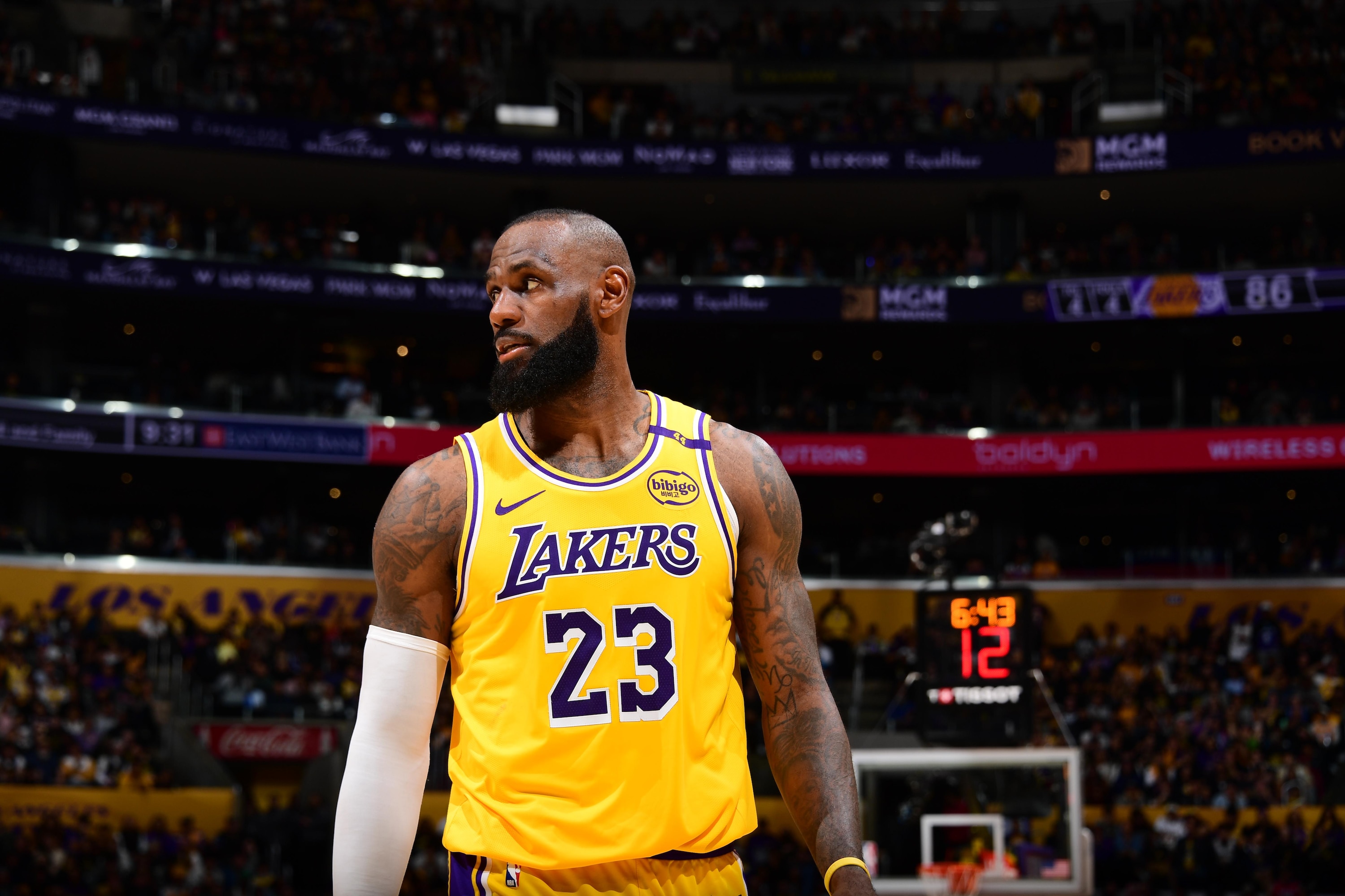 LeBron Jokes 'No Comment' on Lakers Roster After Anthony Davis Was Traded for Luka