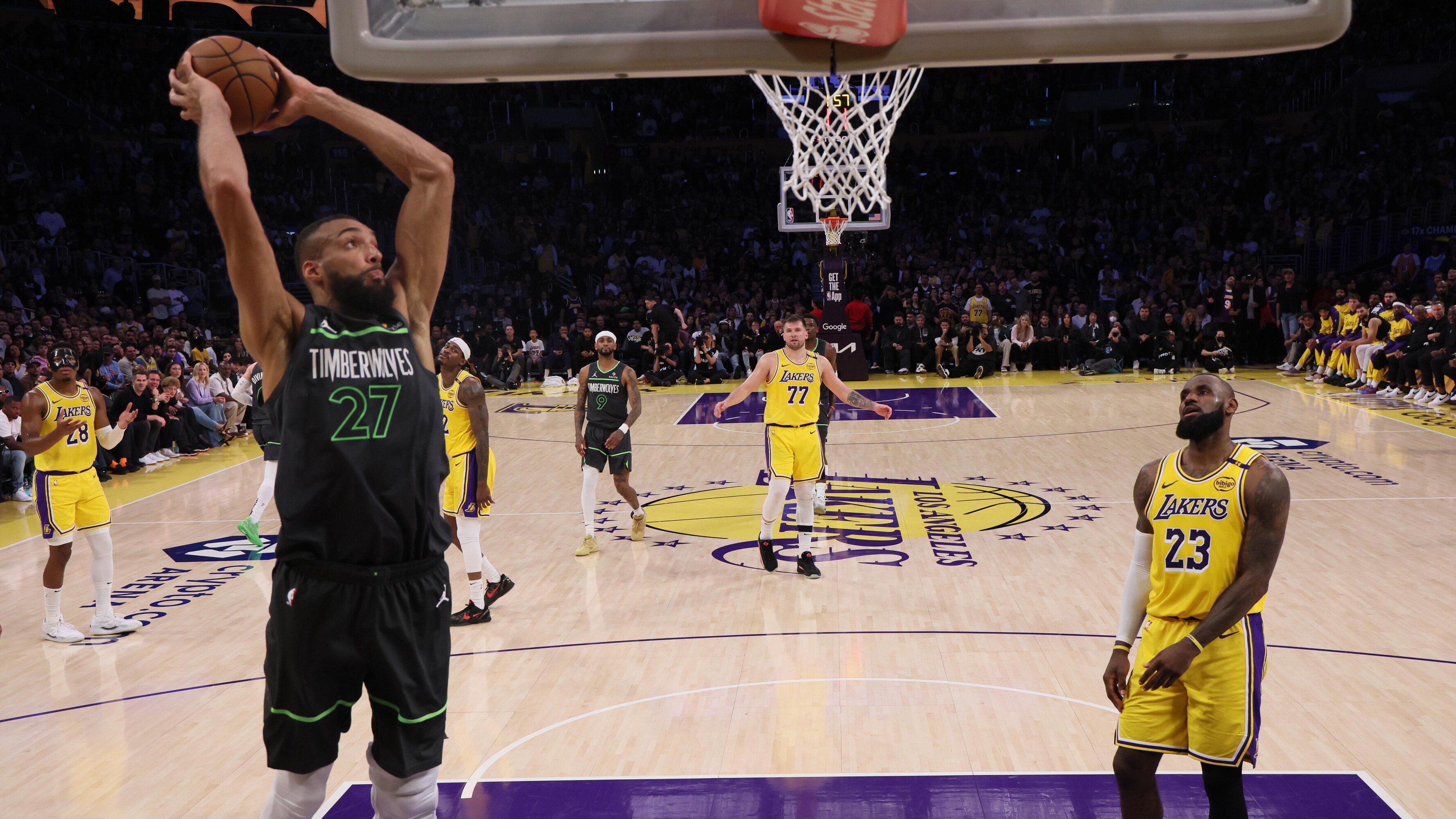 Lakers Insider Reportedly Said LA Made Rudy Gobert Look 'Like Shaq' After Game 5 Loss