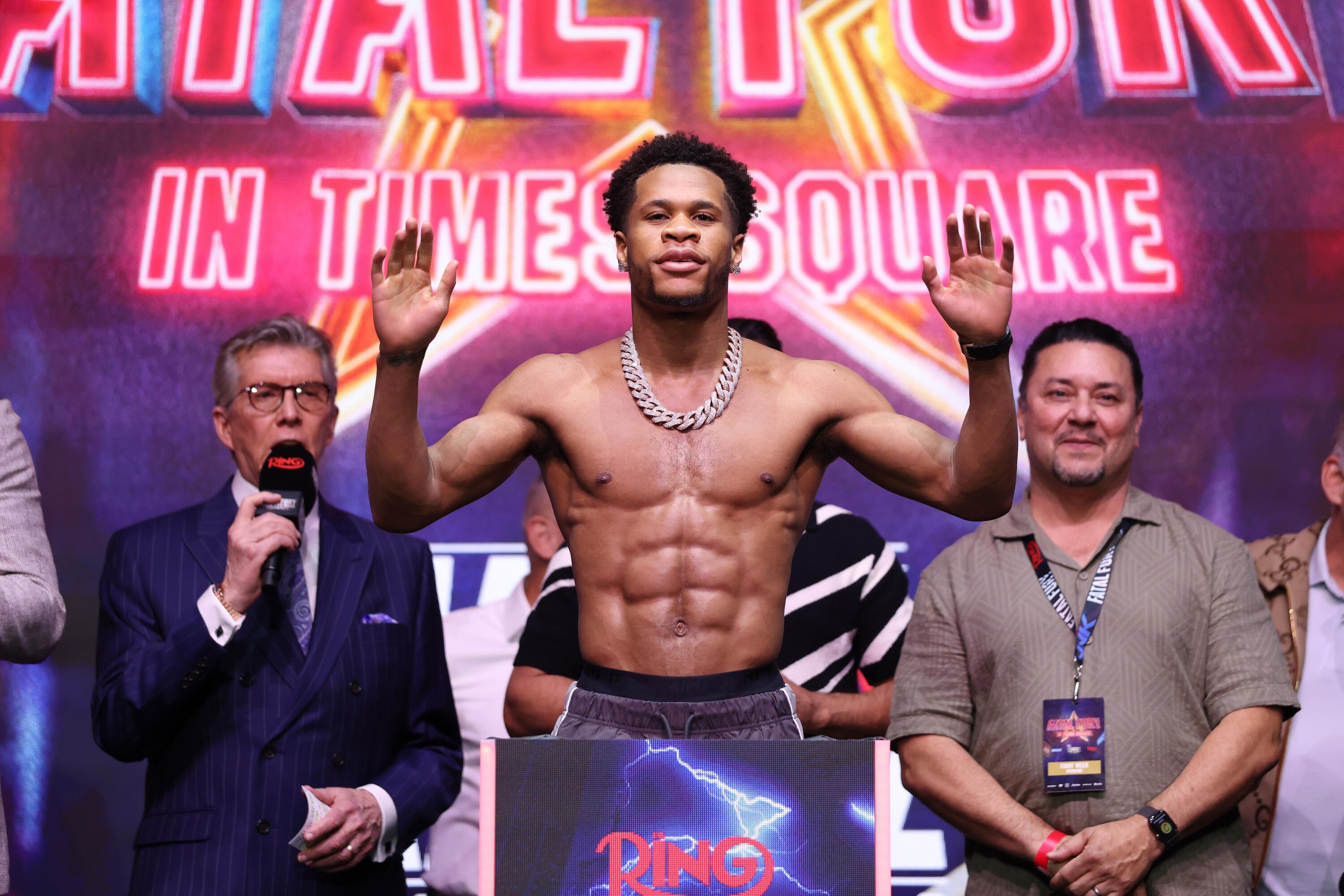 Devin Haney Beats Jose Ramirez by Unanimous Decision in Times Square ...