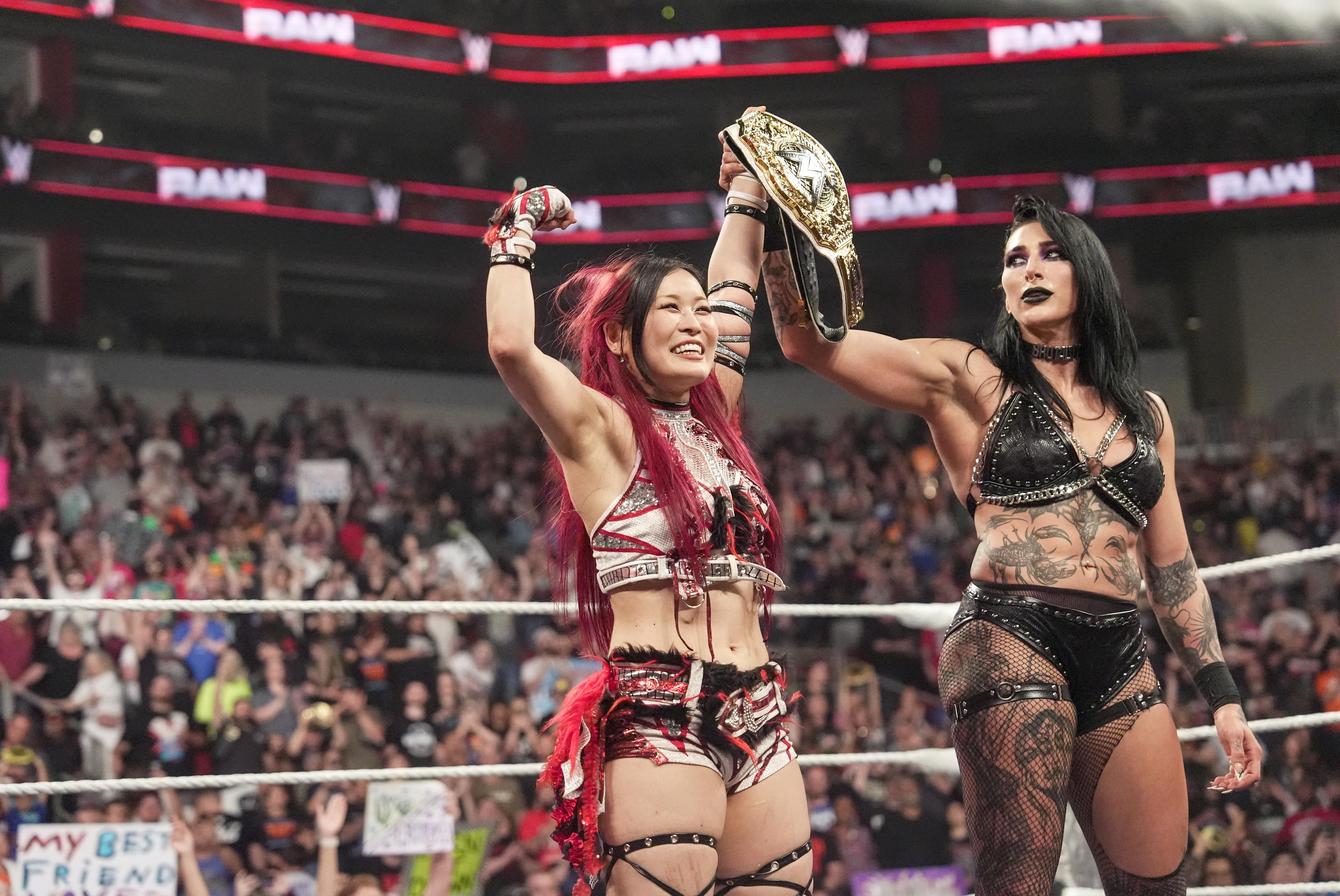 Penta's WWE Debut Lives Up to the Hype, Judgment Day's Final Hour, More Raw Takes