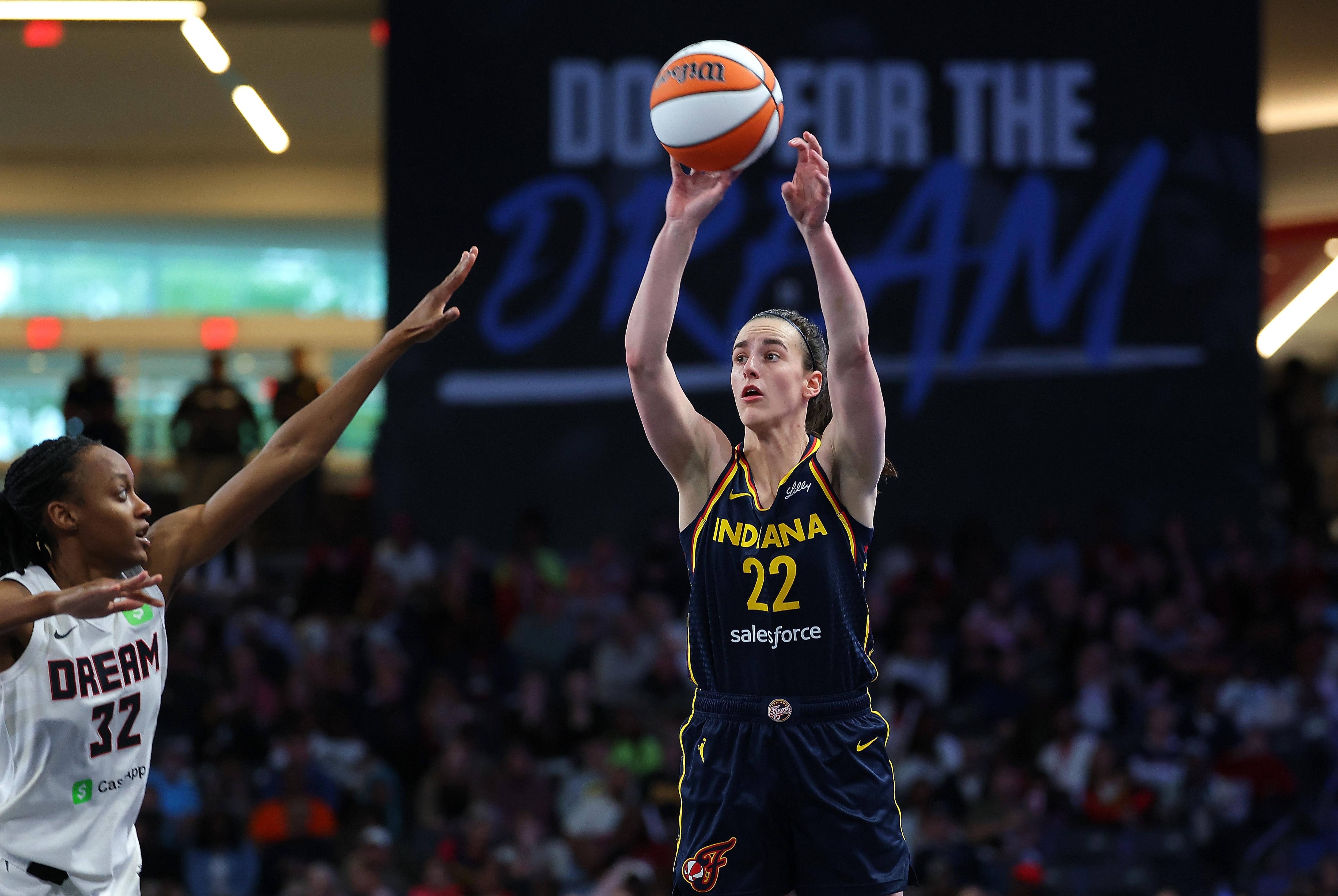 Caitlin Clark, Fever's Undefeated Preseason Hyped by WNBA Fans After ...