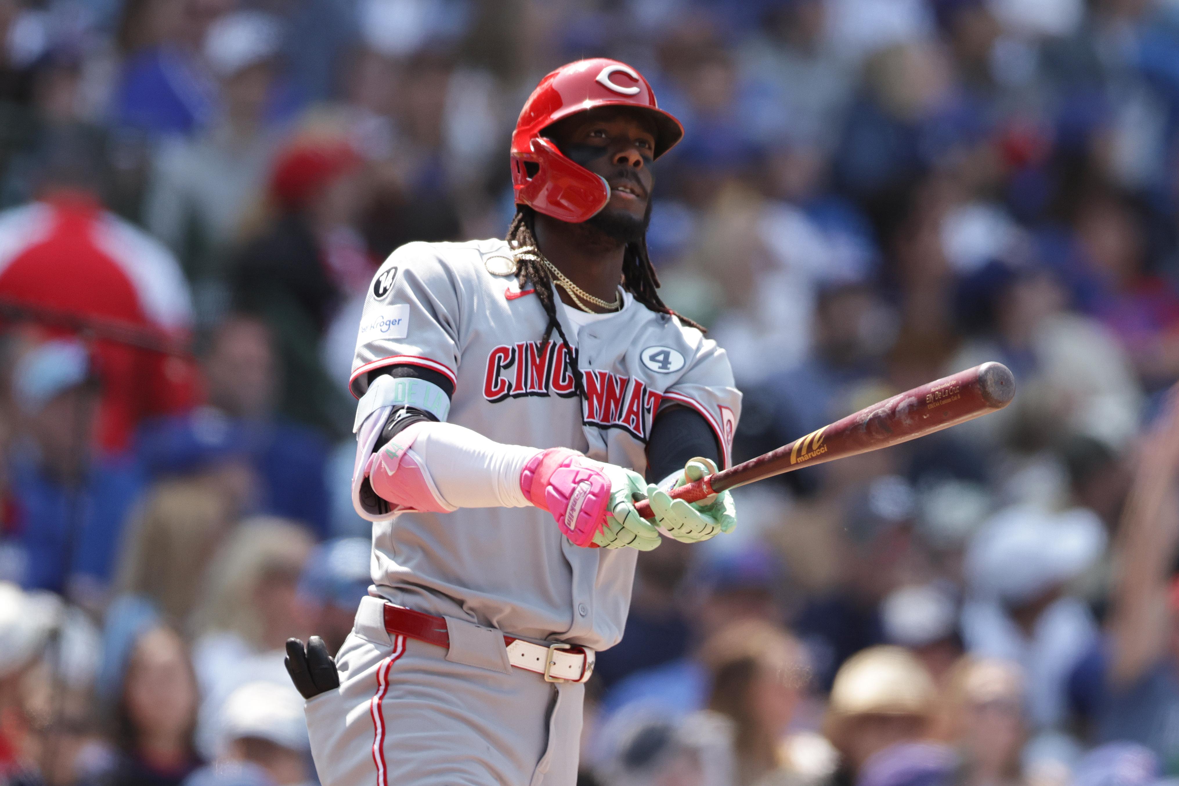 Cubs Fan Offers to Give Reds' Elly De La Cruz HR Ball After Sister's Death