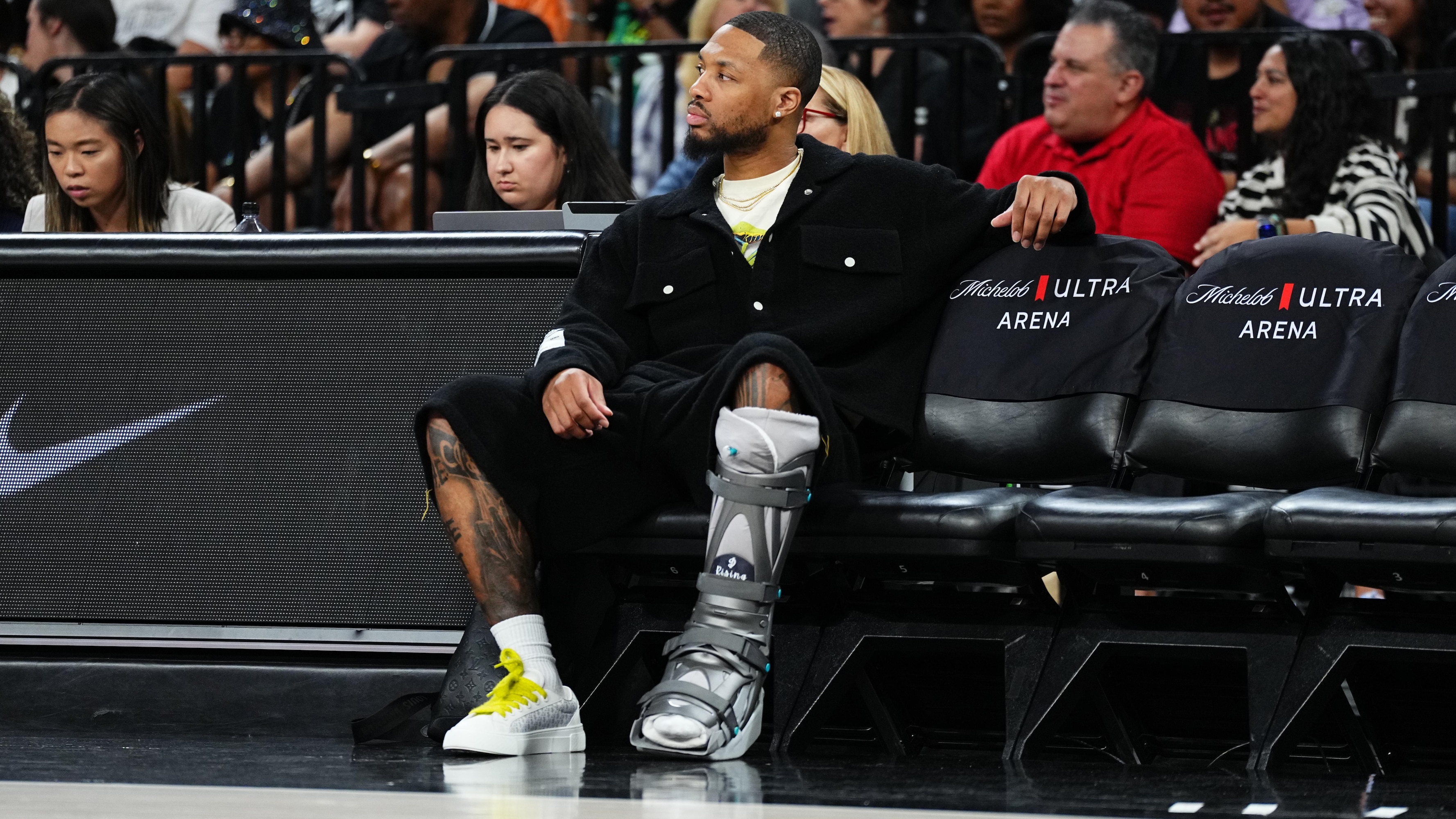 Carmelo Anthony Rips Bucks for Waiving Damian Lillard After Injury, 'No ...