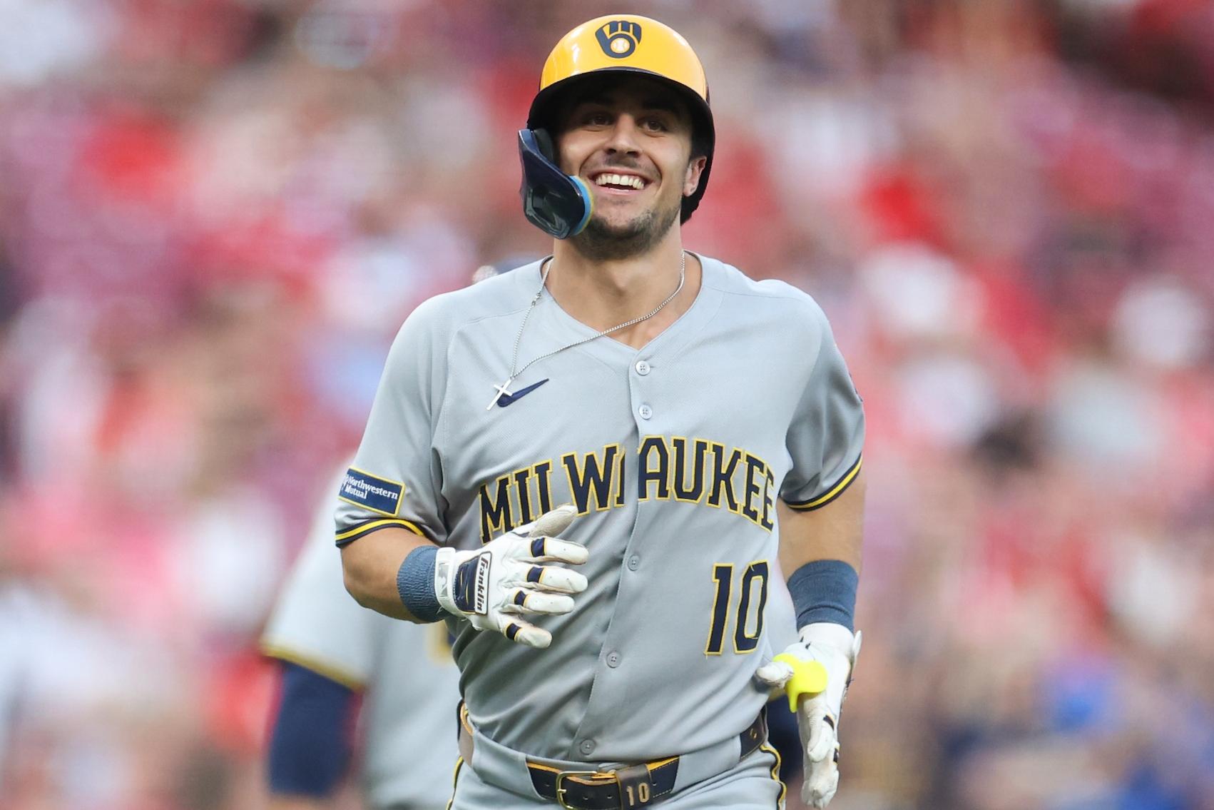 Brewers' Sal Frelick Gifts Signed Bat to Fan Who Climbed Wrigley Field ...