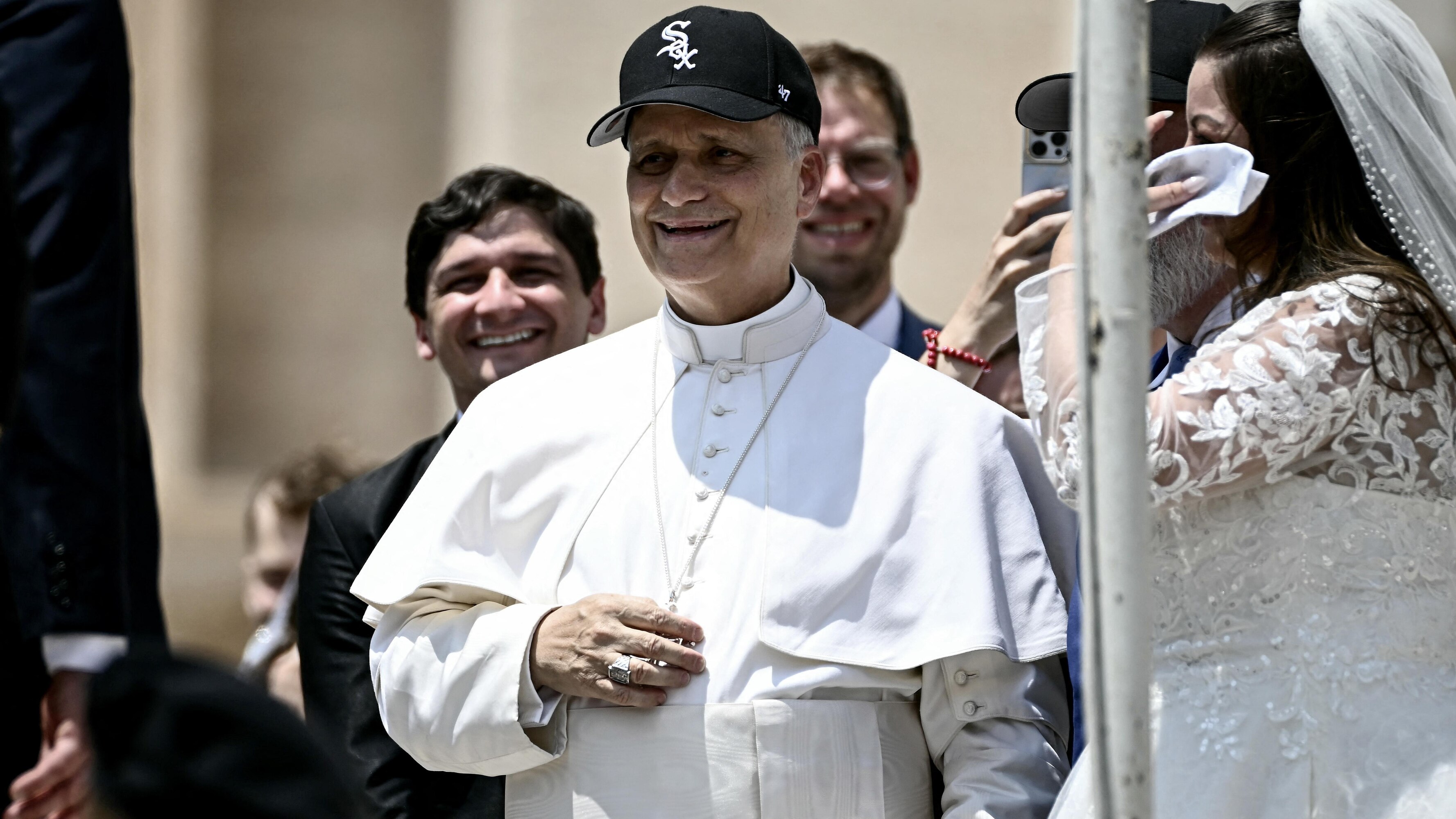 Pope Leo XIV Gifted Bat Used By White Sox Legend Nellie Fox in Video on ...