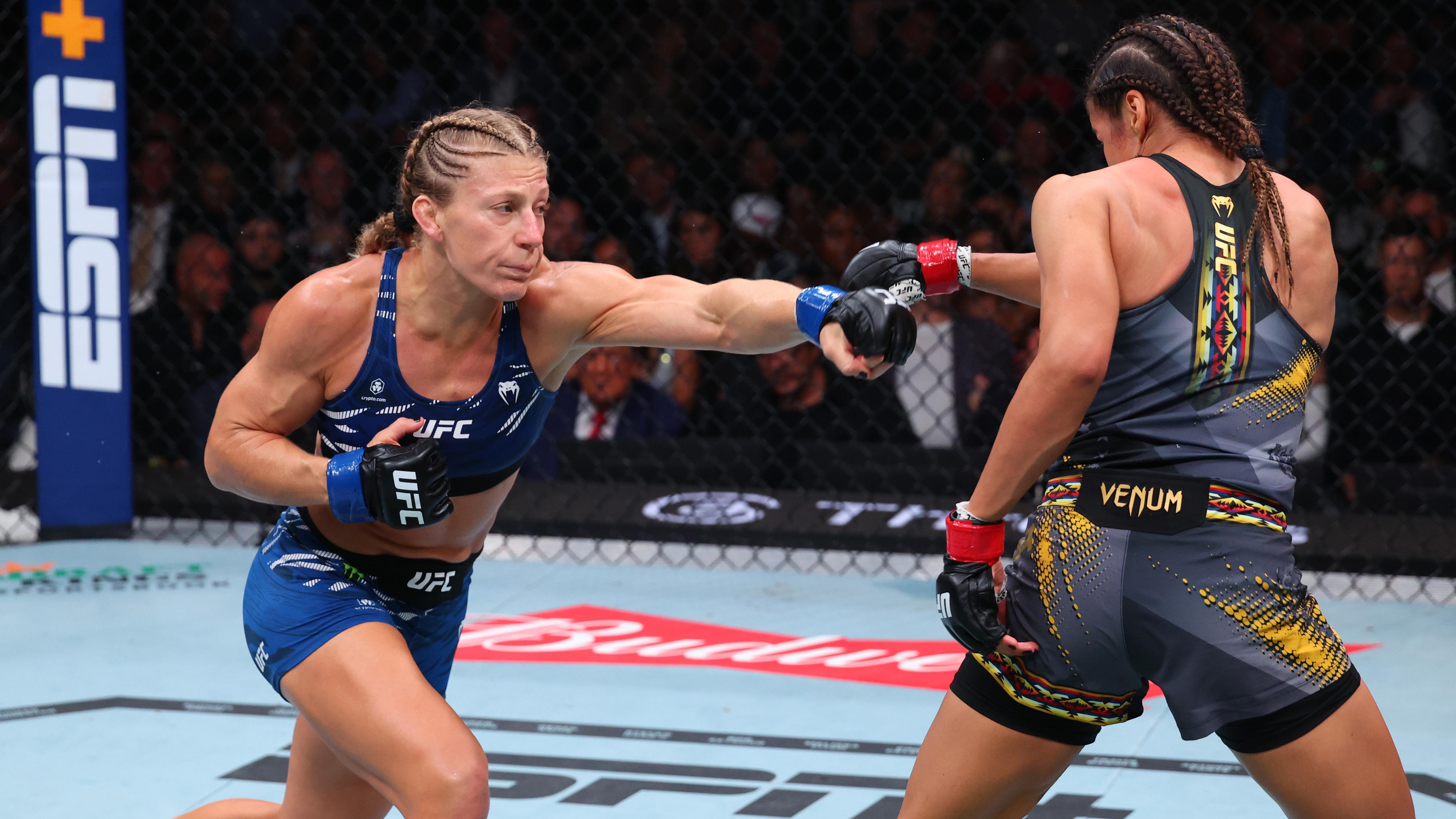 Kayla Harrison Beats Julianna Pena By Submission to Win Bantamweight ...