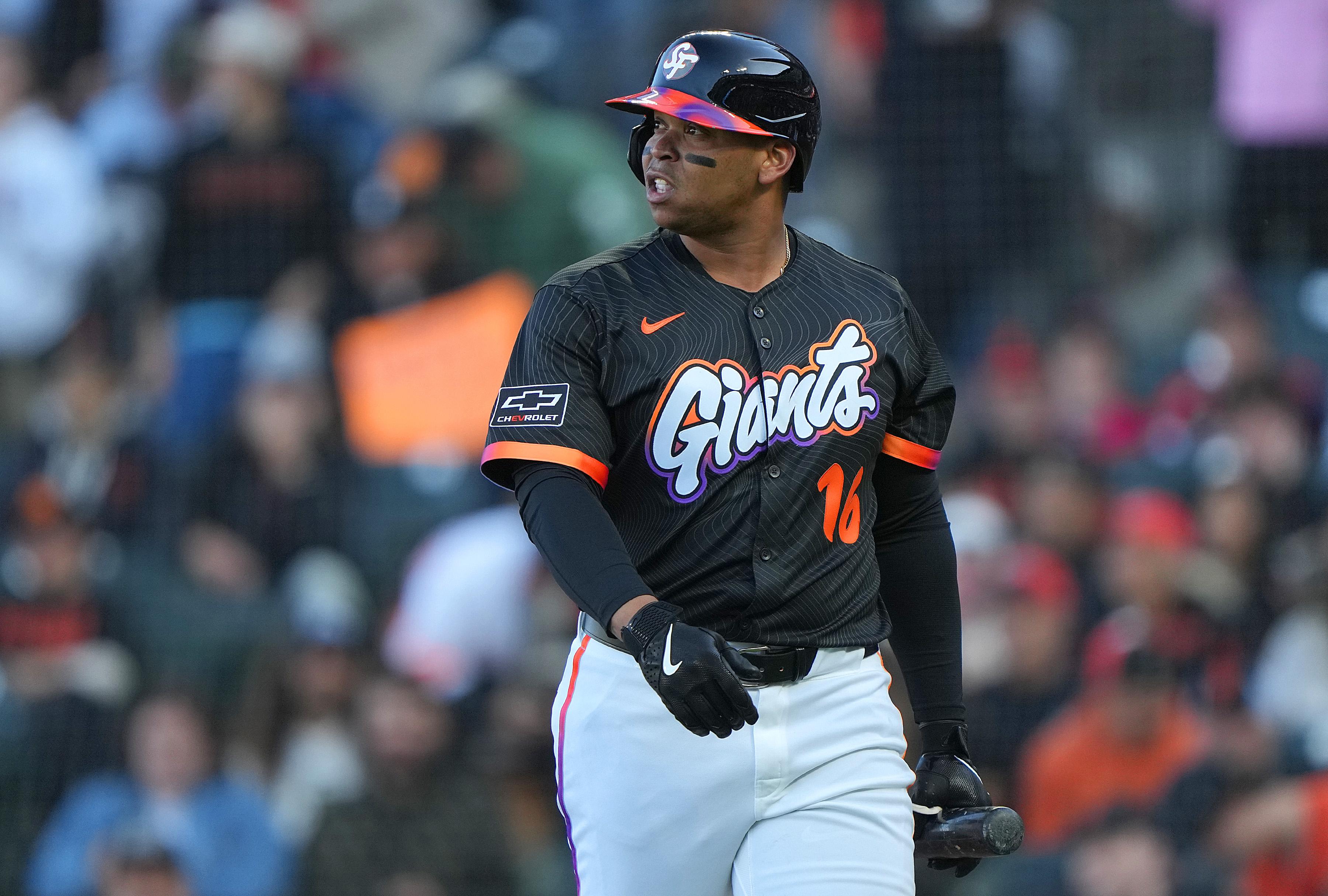 Rafael Devers Makes Giants Debut vs. Guardians, Gets Standing Ovation After Trade