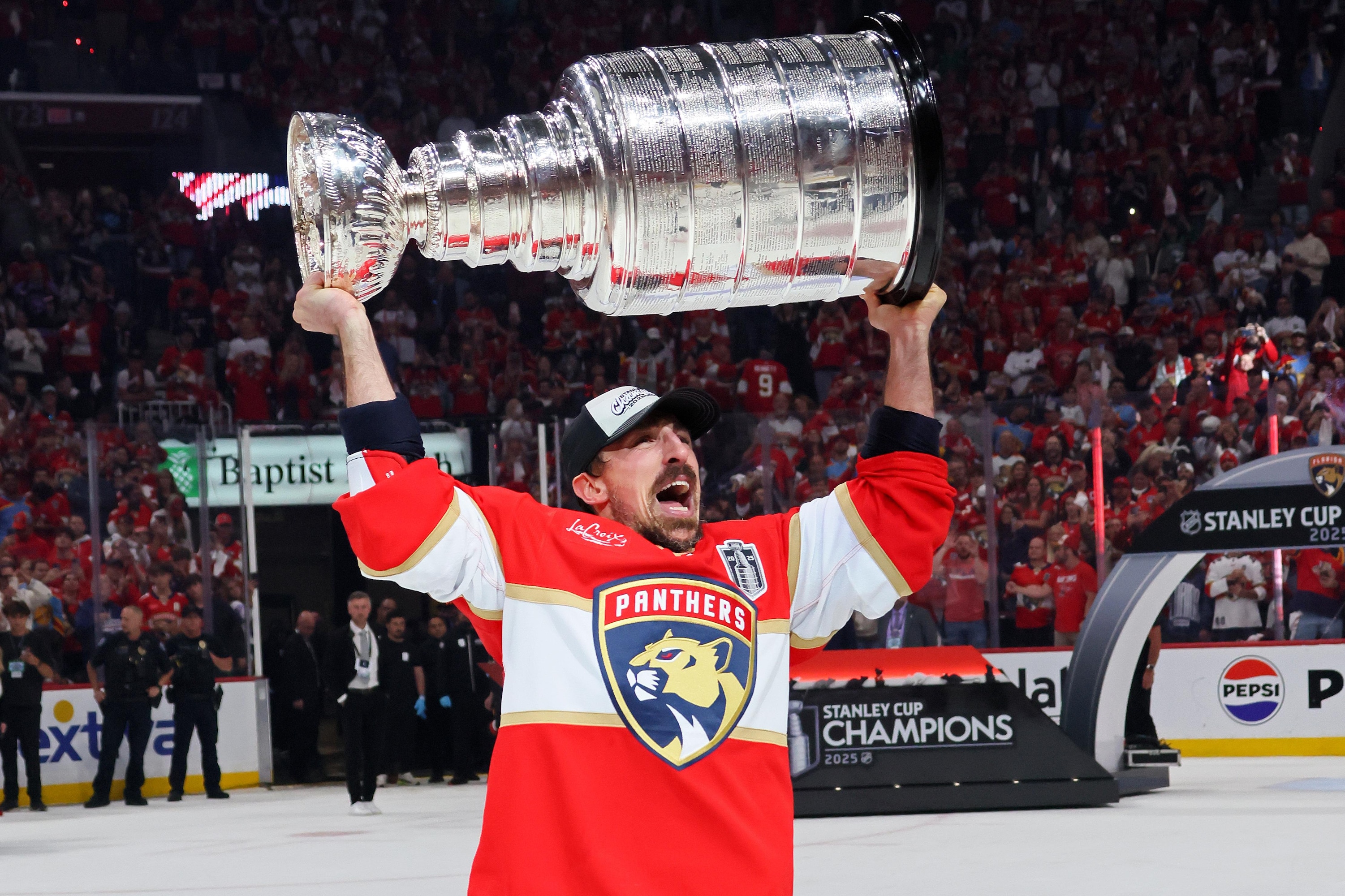 Panthers' Sam Bennett Praises 'Inspiring' Brad Marchand After Stanley ...