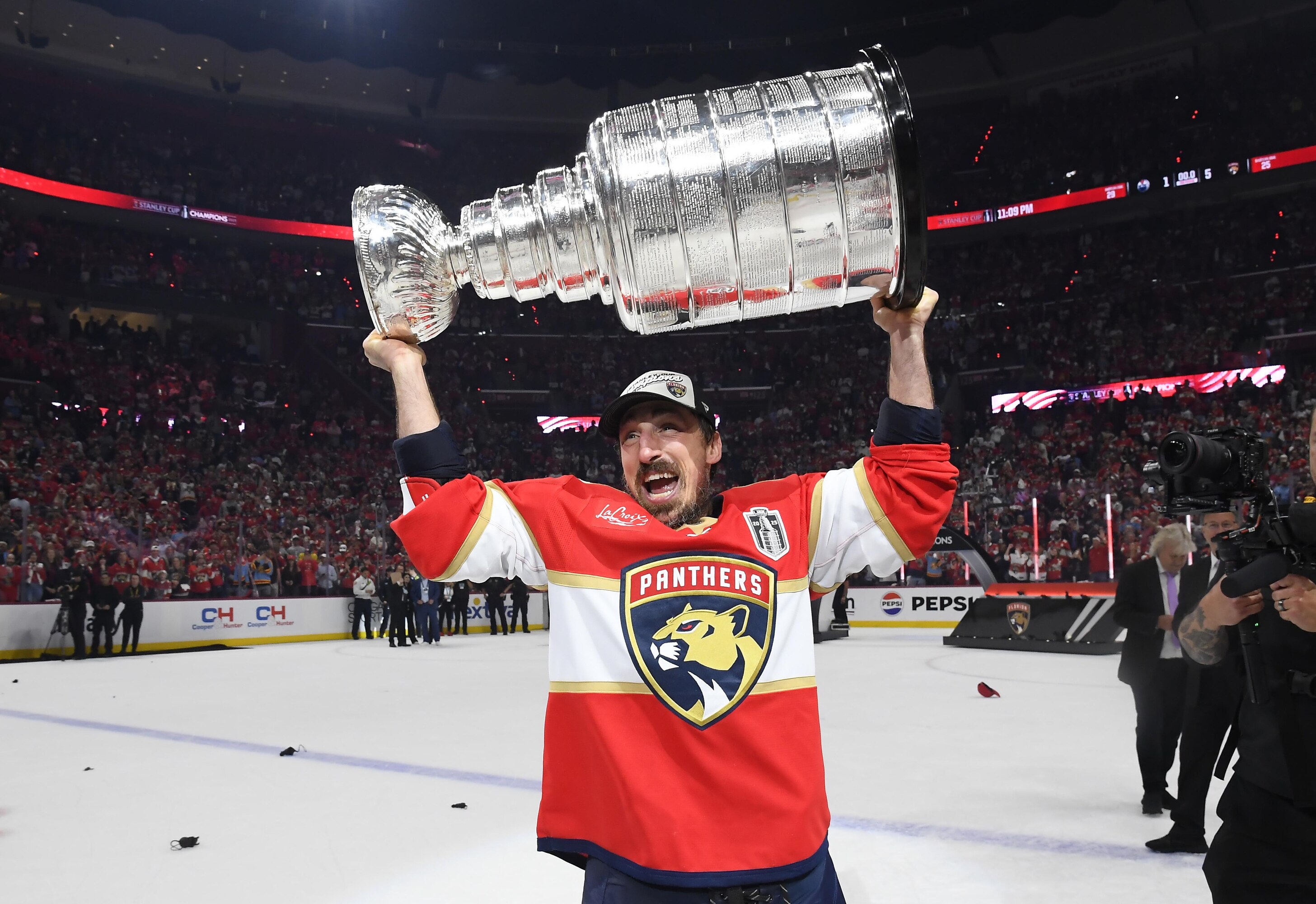 Brad Marchand Reportedly Expected to Get 4-Year, $32M Contract After Stanley Cup Win