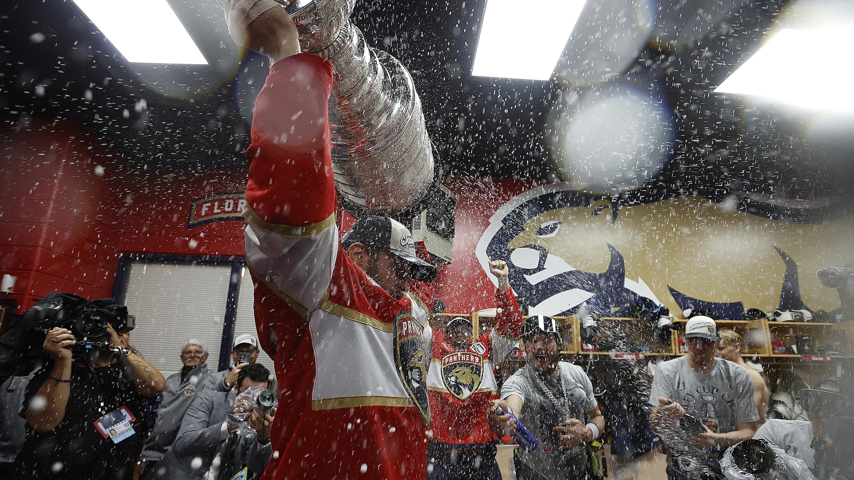 Panthers Show Off Stanley Cup Rings in Video, Photos After Winning Back ...