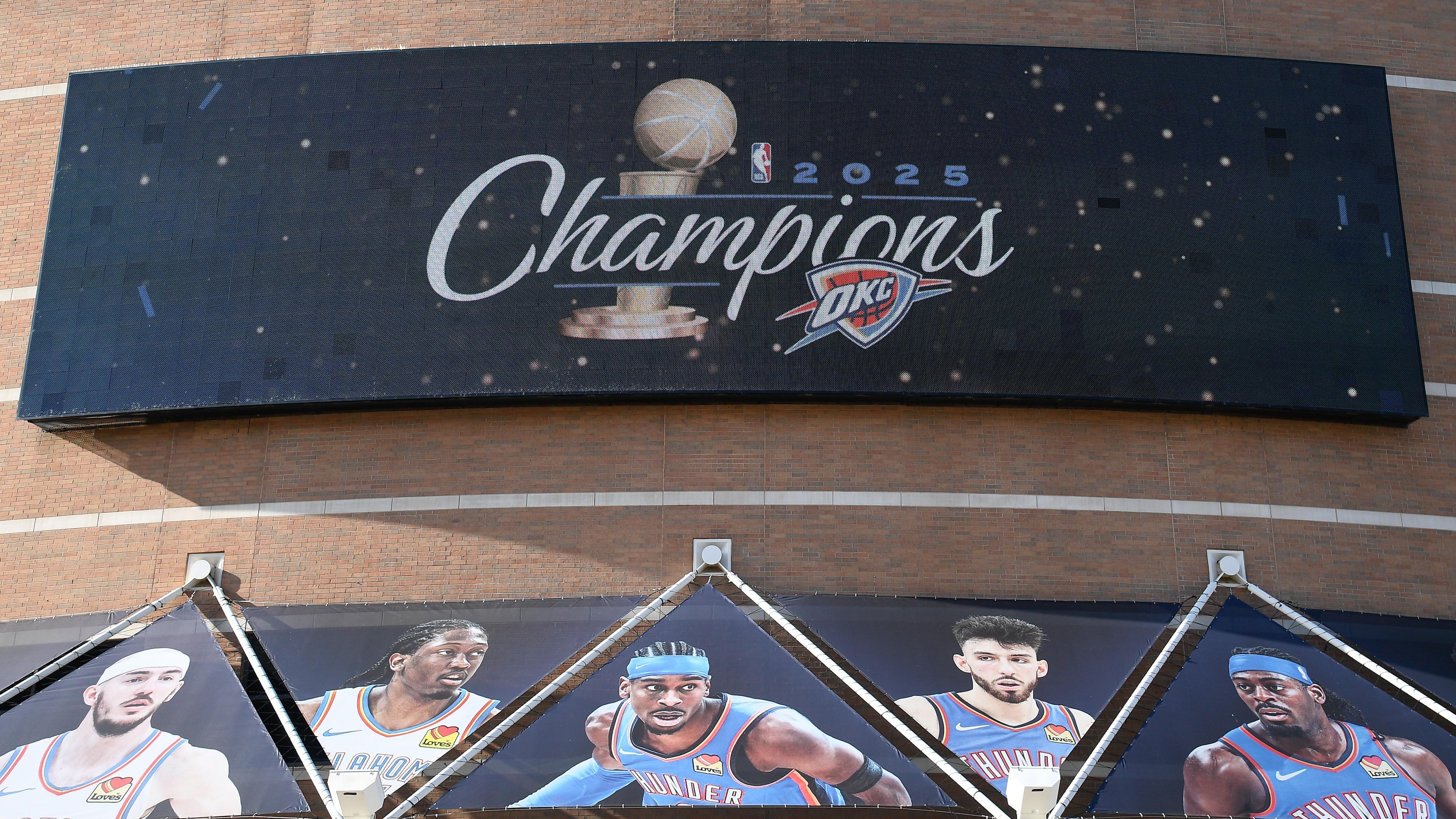 Thunder Receive 2025 NBA Championship Rings, Raise Banner in Photos, Videos