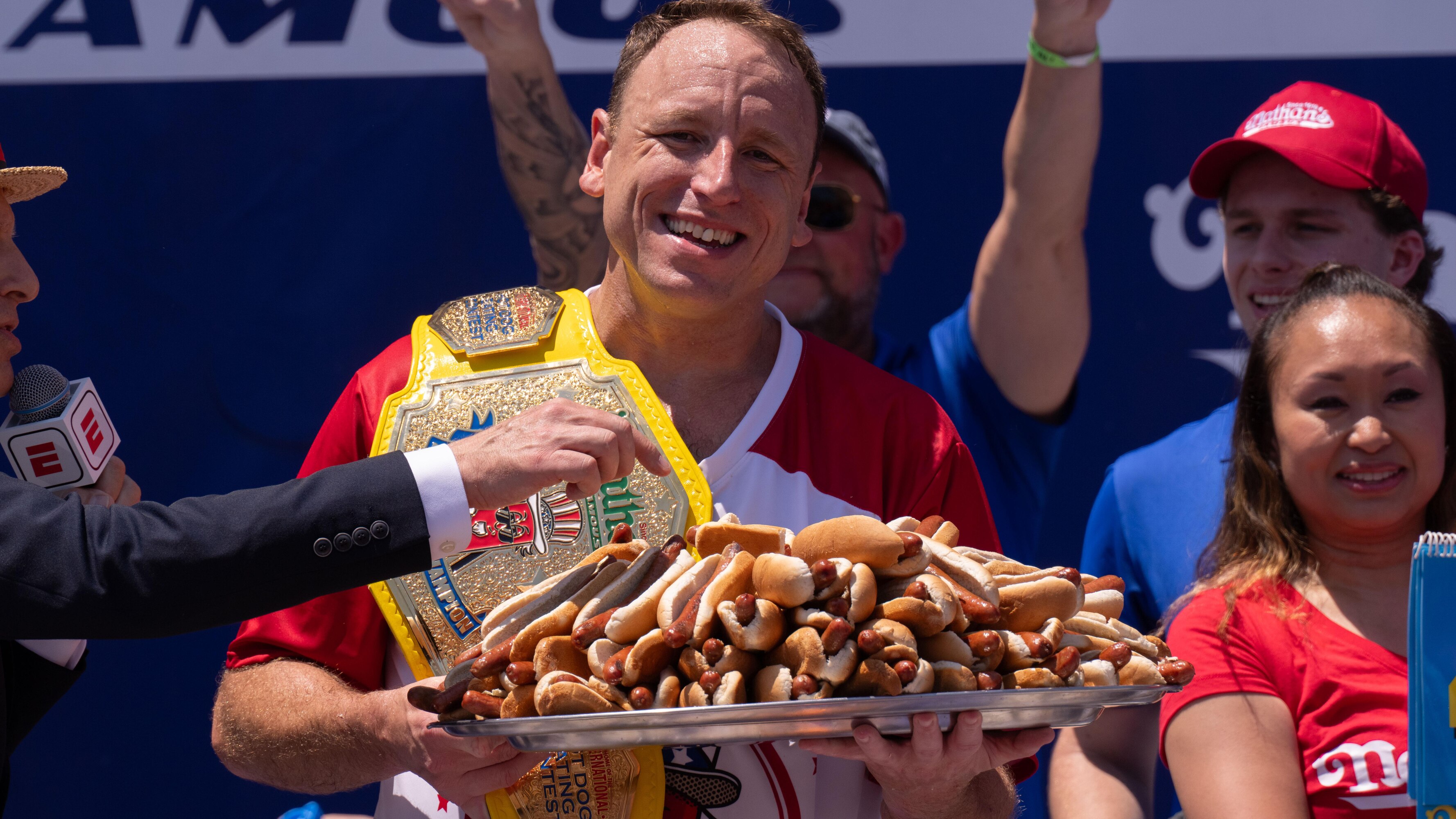 Joey Chestnut vs. Speed, How Many Hot Dogs Did They Eat in Contest on ...