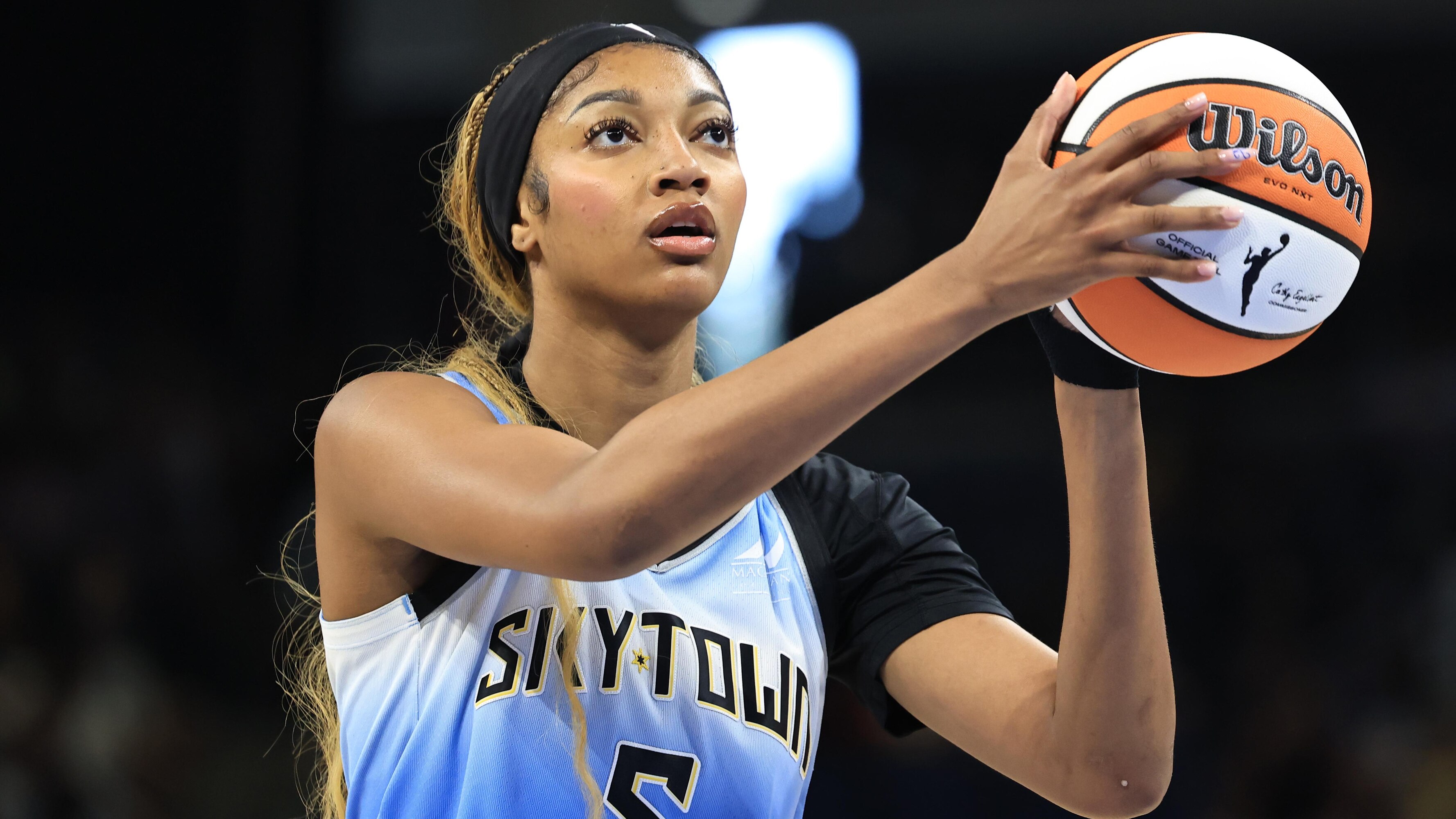 Angel Reese Continues Double-Double Streak as Napheesa Collier, Lynx ...