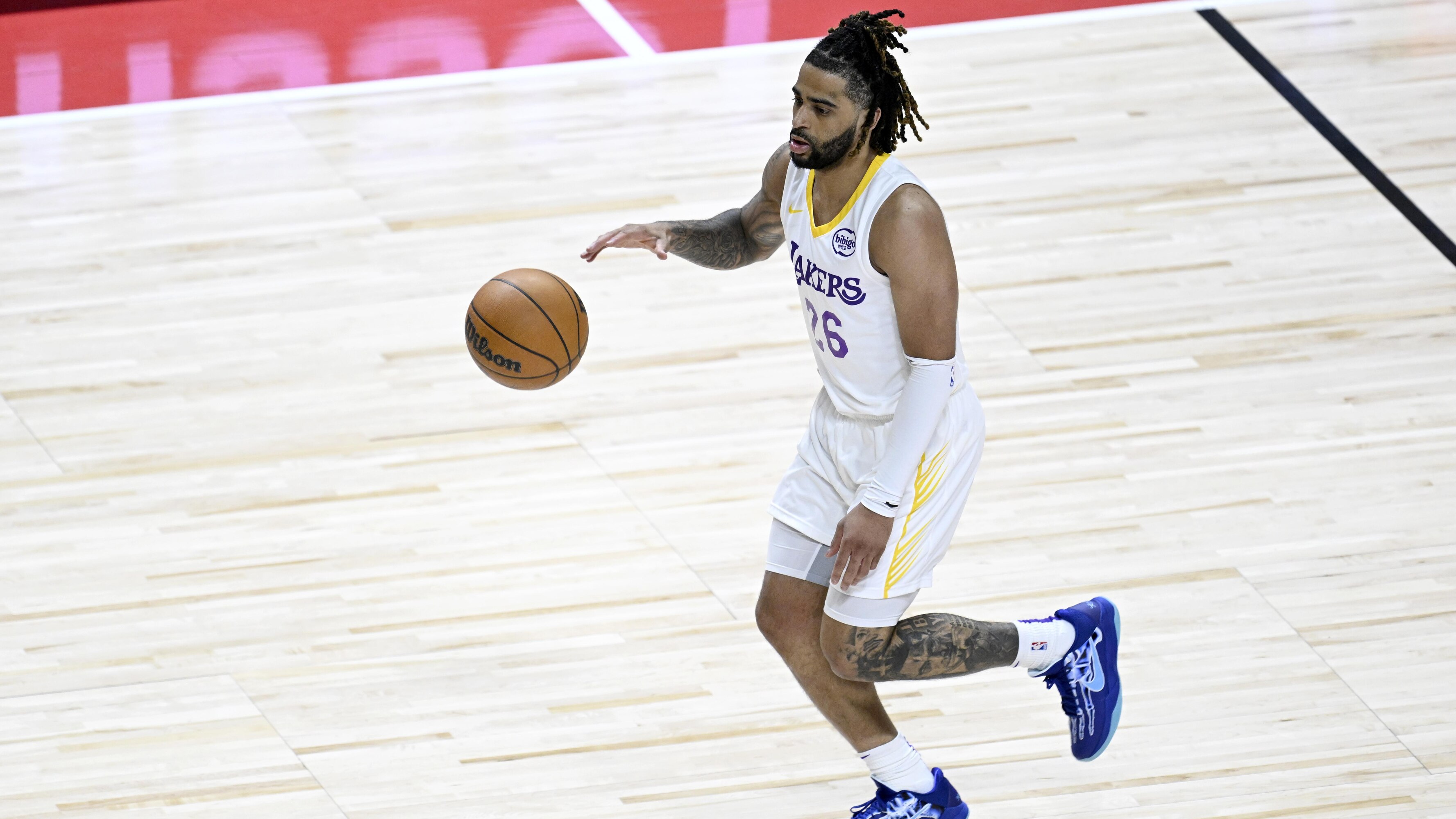 Lakers Sign RJ Davis, Eric Dixon, Arthur Kaluma, More to Exhibit 10 ...