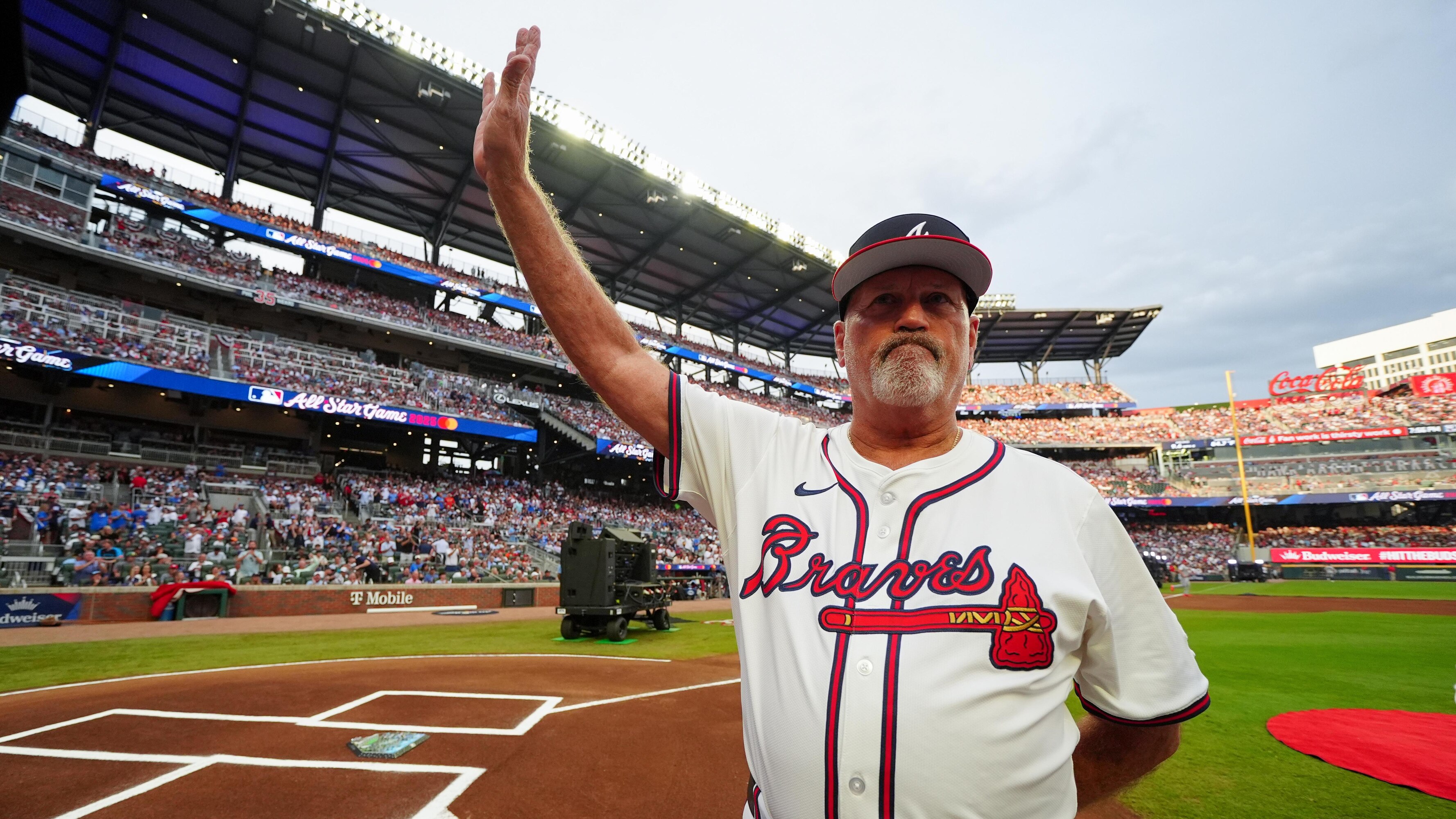 Brian Snitker Reportedly Expected to Step Down as Braves Manager by MLB Insiders