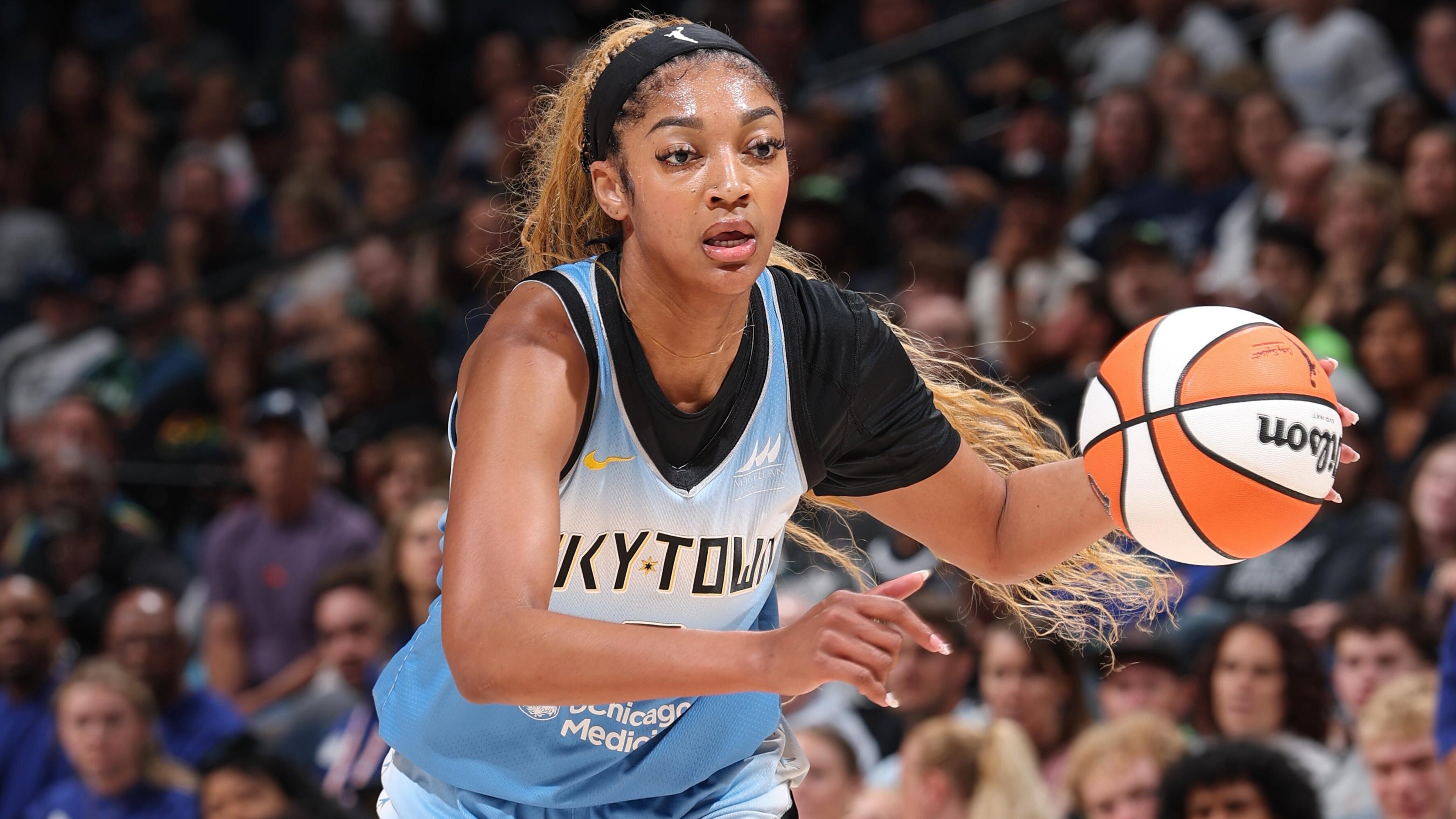Angel Reese Makes WNBA History with 10th Straight Double-Double in Sky Loss to Lynx
