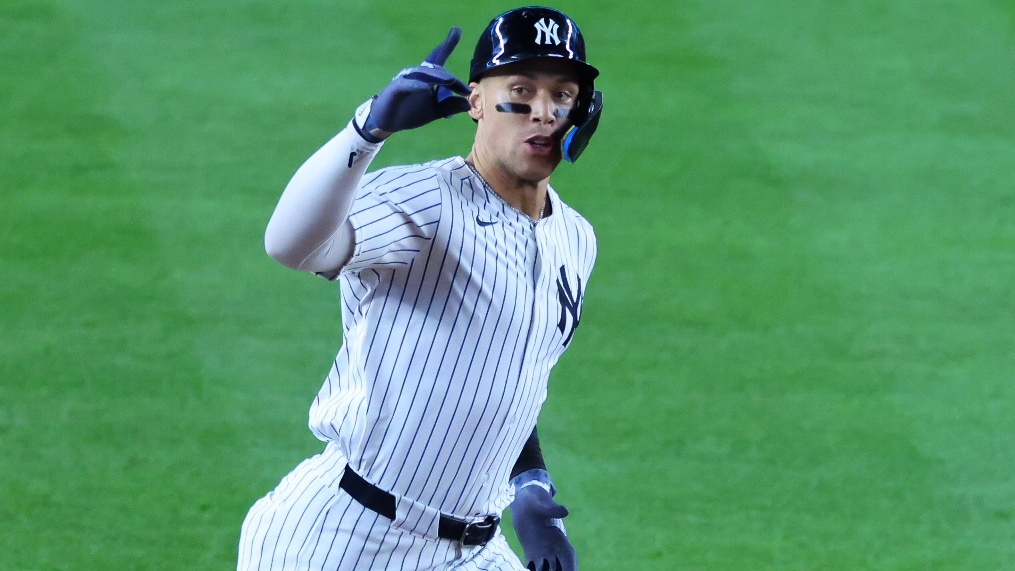 Aaron Judge Ties Joe DiMaggio for 4th on Yankees' Home Run List, Downplays Milestone