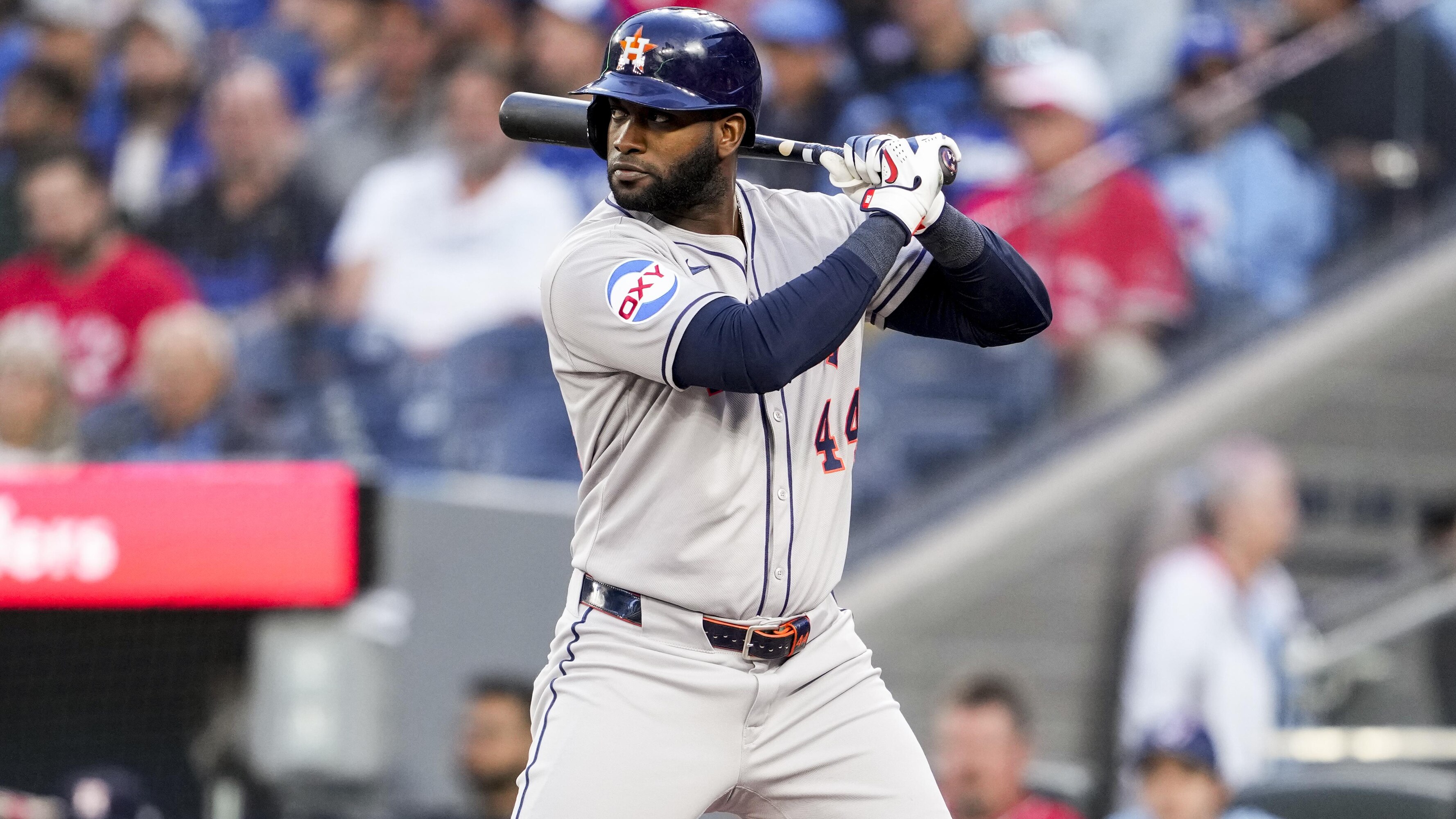 Yordan Alvarez Out 'A While' with Injury amid Astros Playoff Push, Joe ...