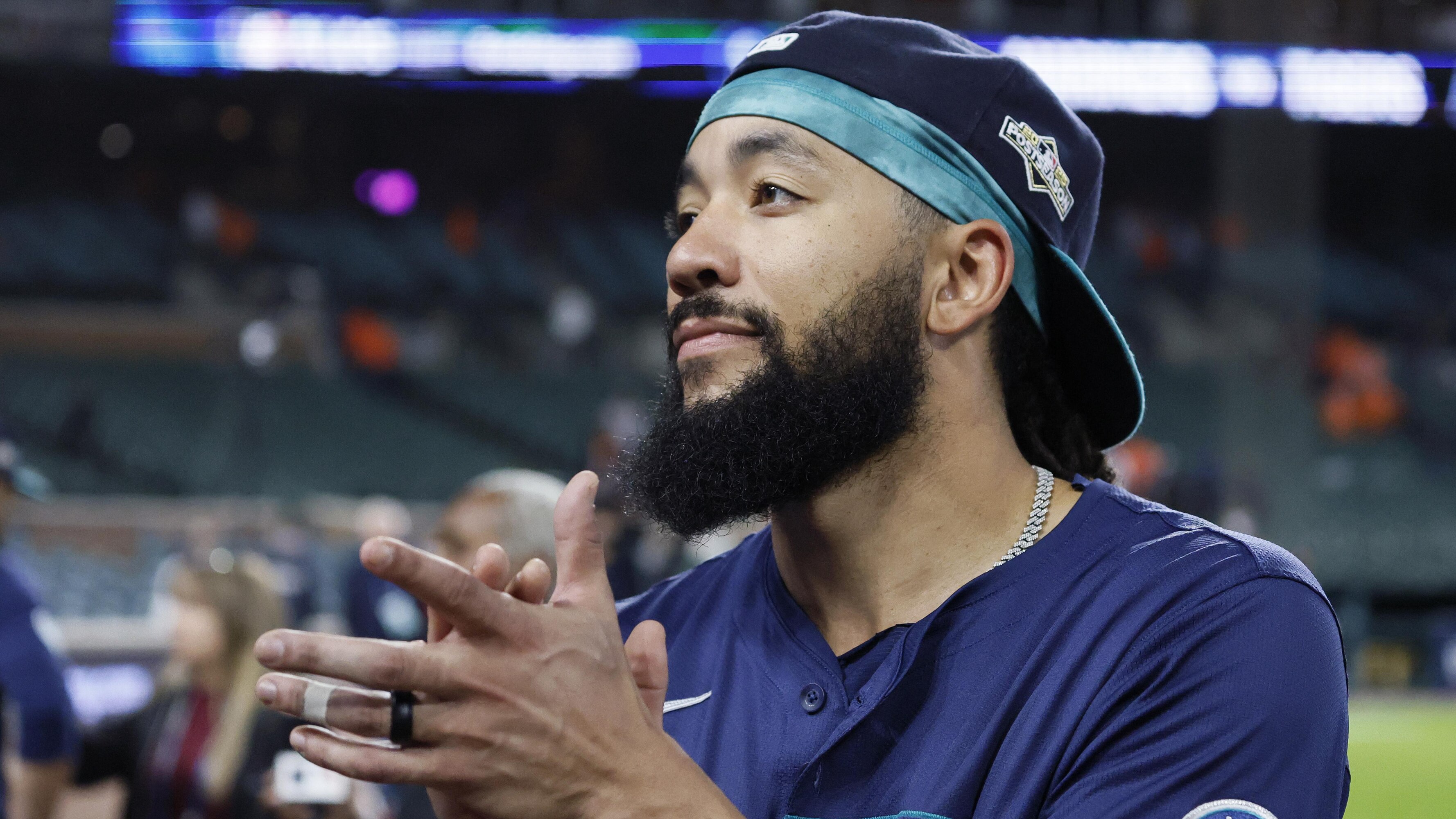 J.P. Crawford Says Mariners 'Create Chaos' After Taking 2-1 ALDS Lead ...
