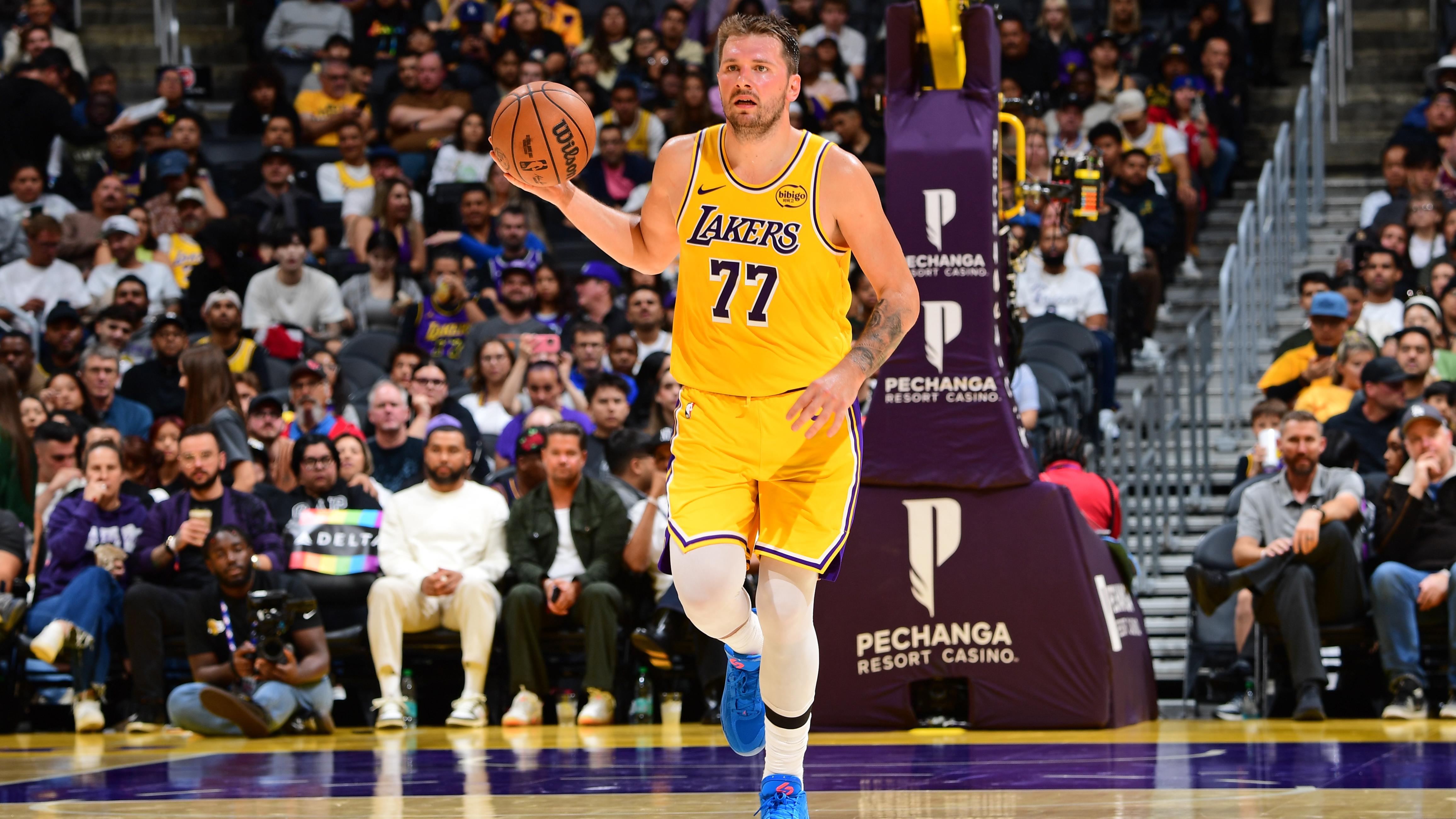 Luka Doncic, Lakers Impress NBA Fans in 1st Look at Starting Lineup vs ...