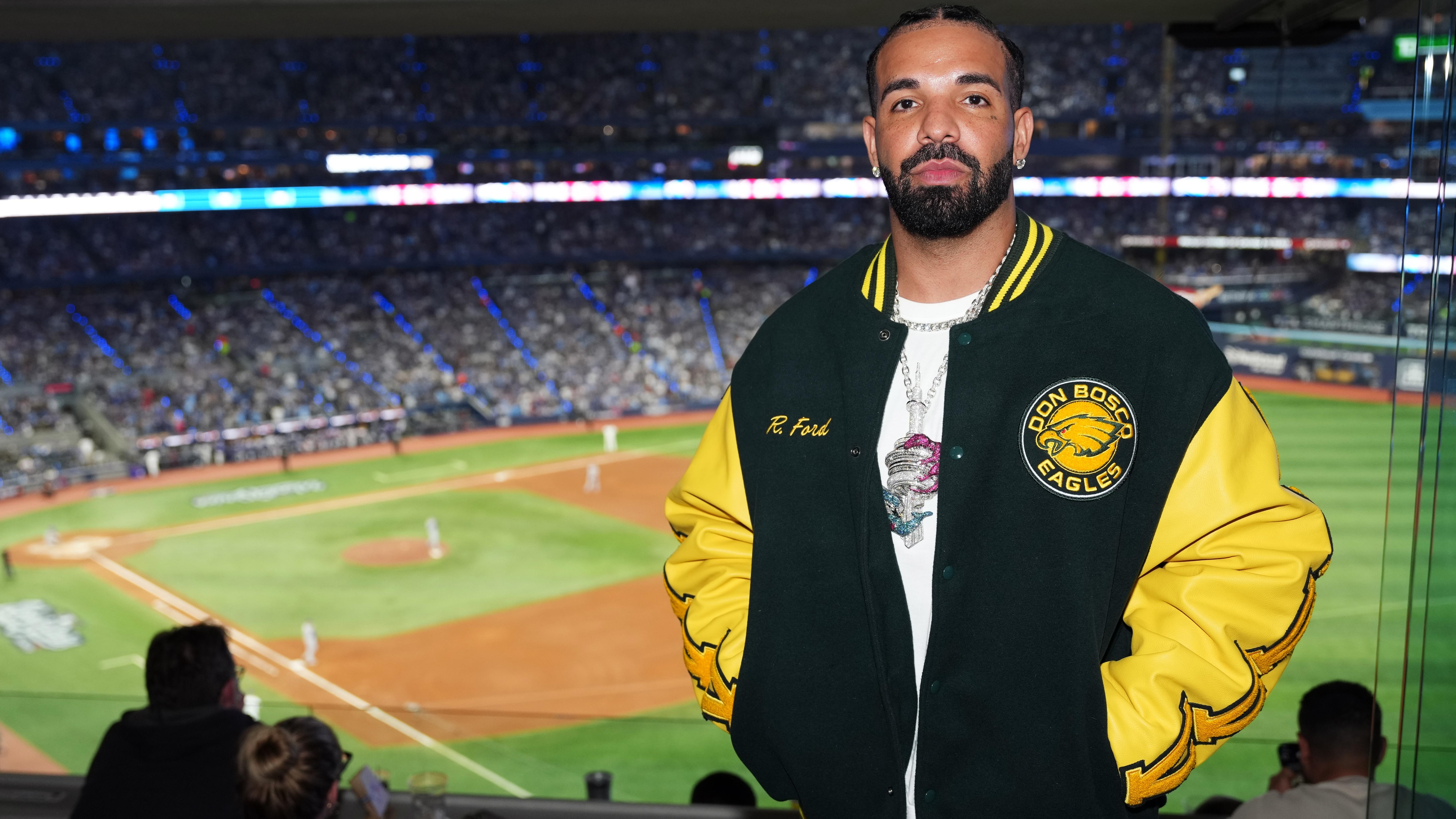 Drake Attends Dodgers vs. Blue Jays World Series G1 on Video, Shows Off ...