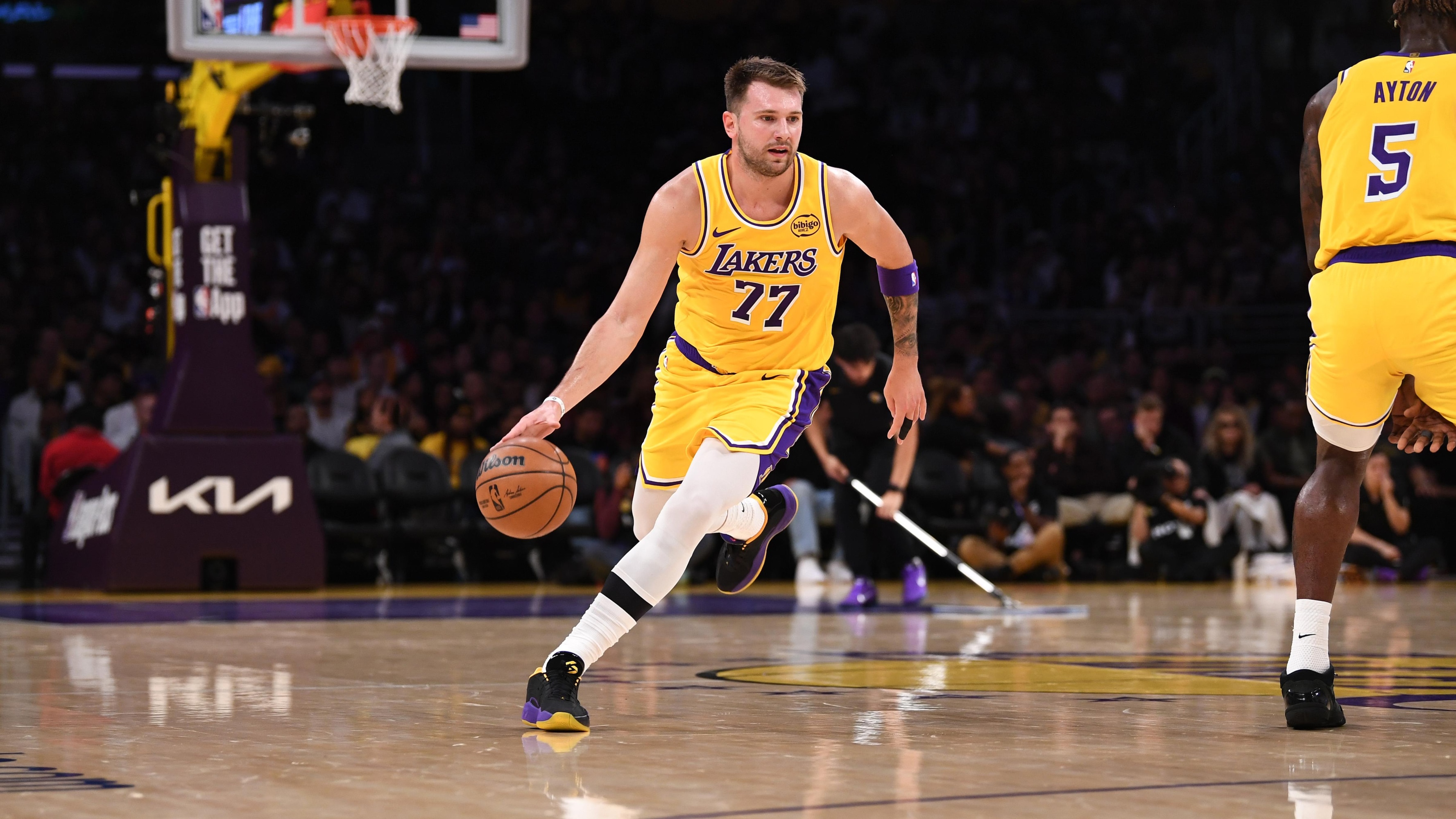 Luka Doncic Suffers Leg Injury vs. Clippers, What is Lakers Star's Status?