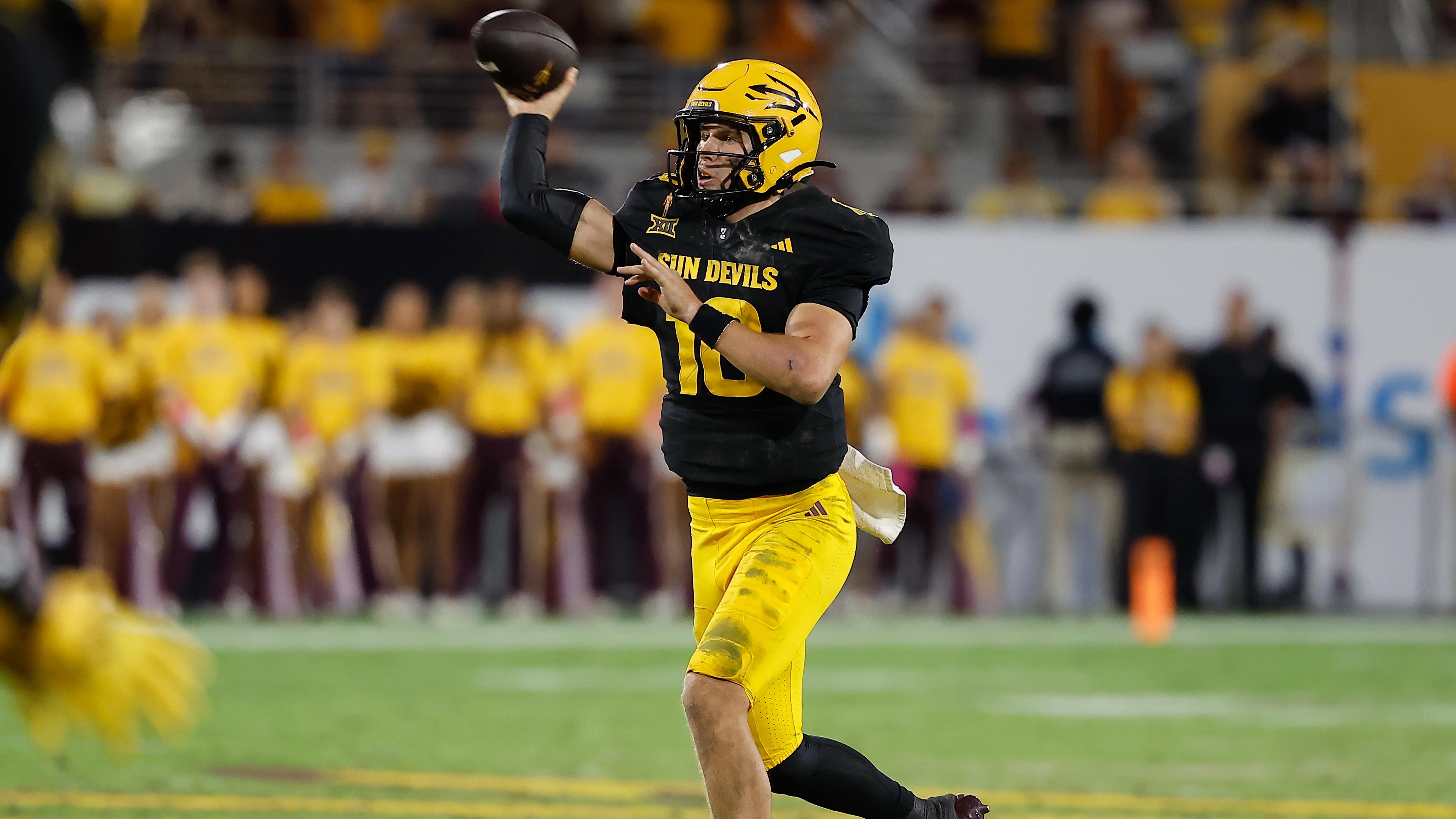 Sam Leavitt Rumors Link QB to Miami as CFB Transfer Landing Spot After ...