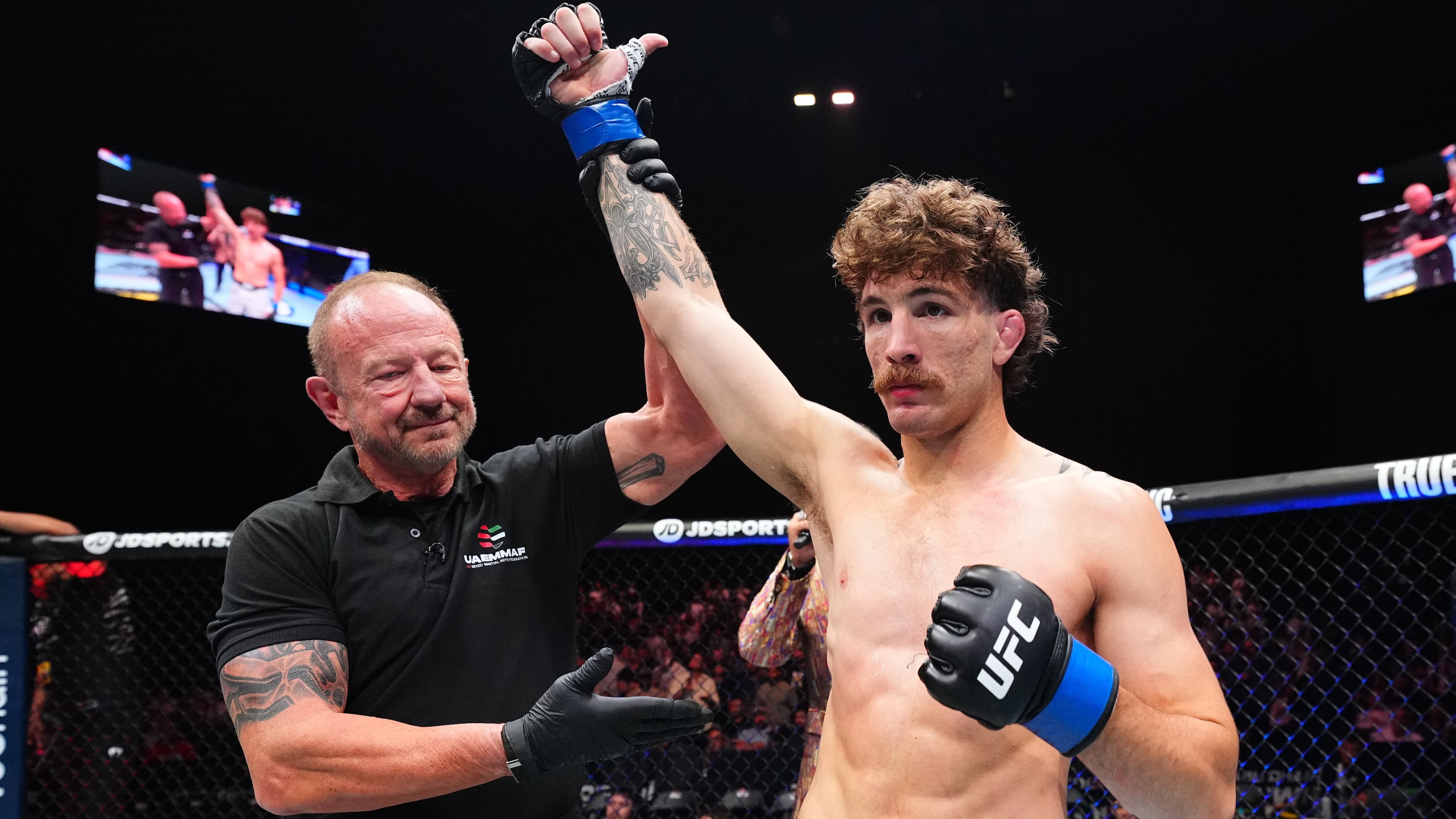 Quillan Salkilld Scores Vicious Head-Kick Knockout vs. Haqparast in UFC ...