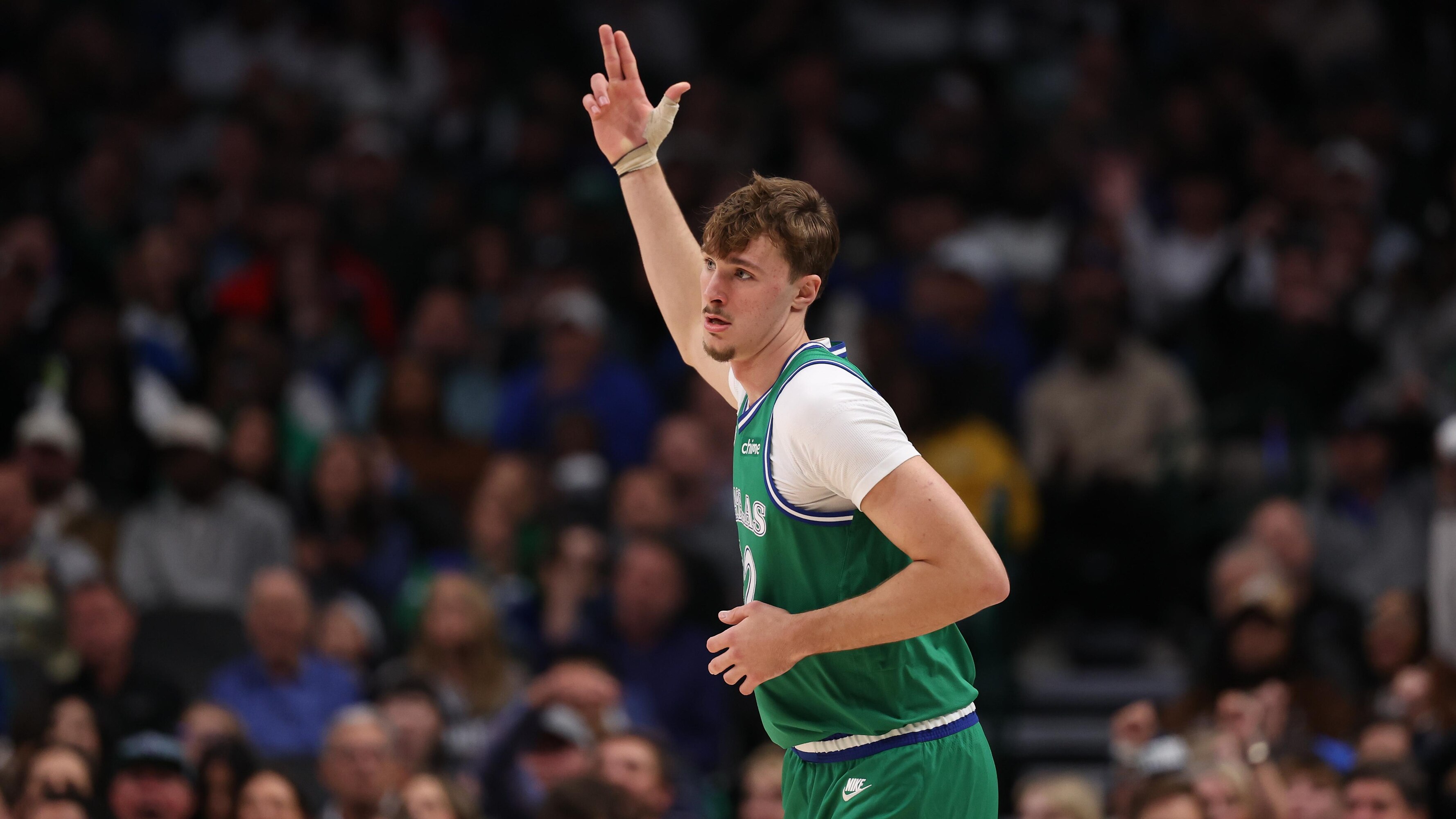 Cooper Flagg, Mavs Stump Fans with Loss to Suns in 1st Game Since Nico ...