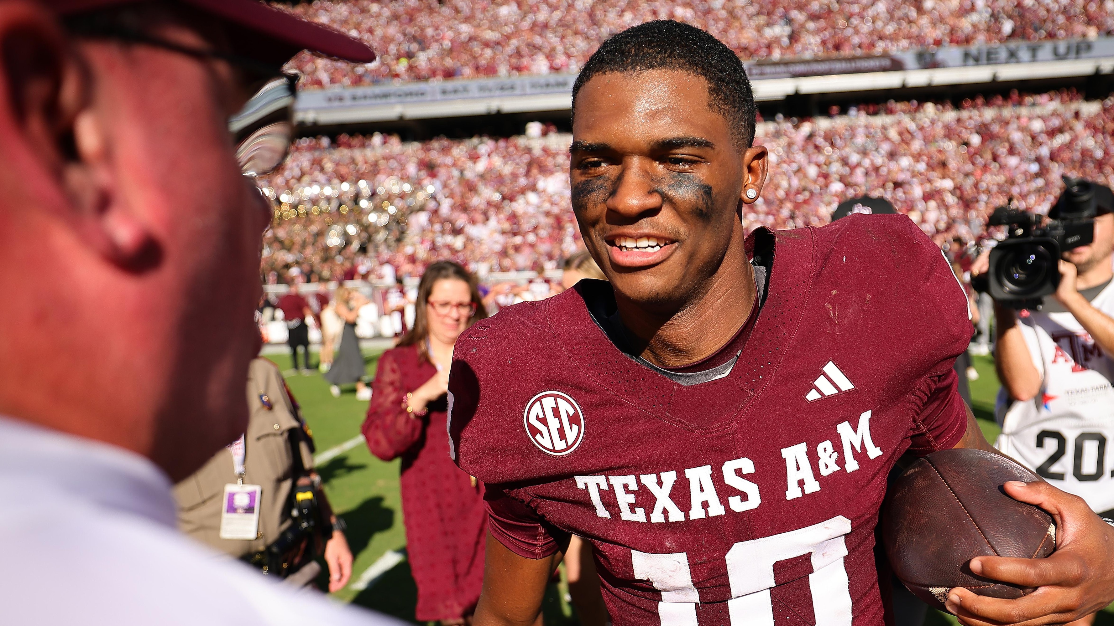 TAMU's Marcel Reed Apologizes in TikTok Video for 1st Half of Historic ...