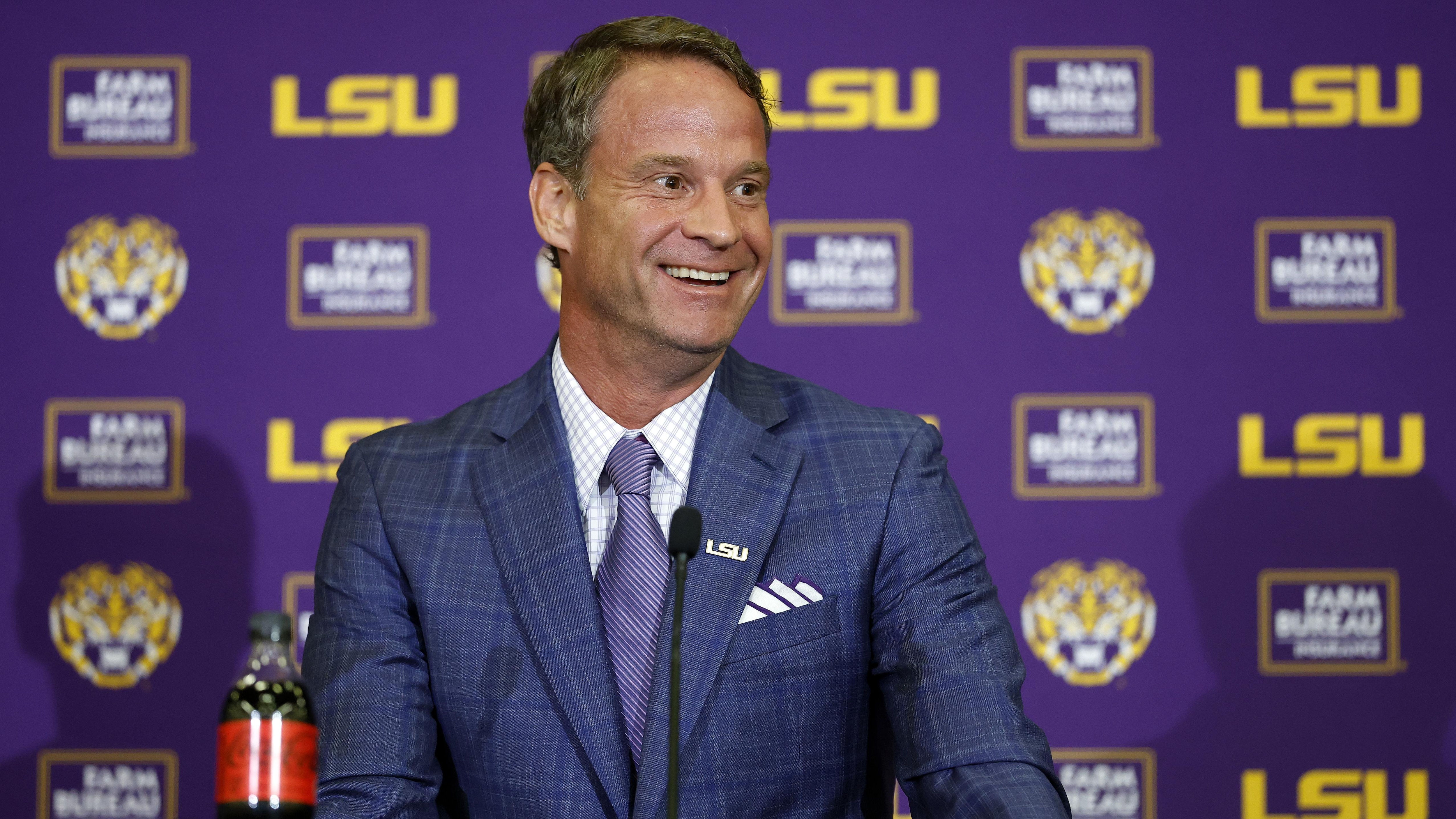 Lane Kiffin Calls for Peace Between LSU, Ole Miss Fans Amid Ongoing ...
