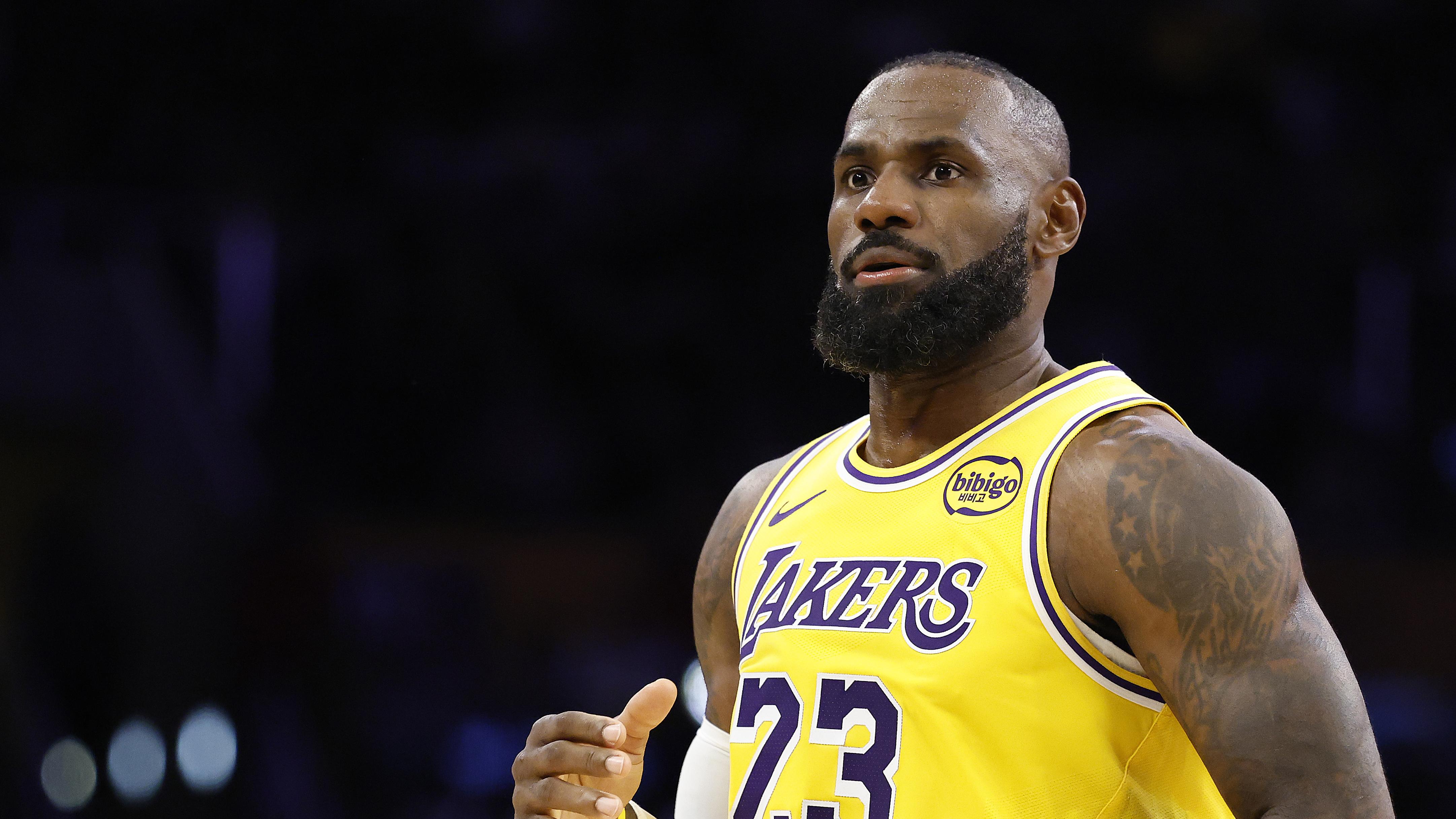 Ice Cube Denies Viral Quote Bashing LeBron James to Hype Michael Jordan