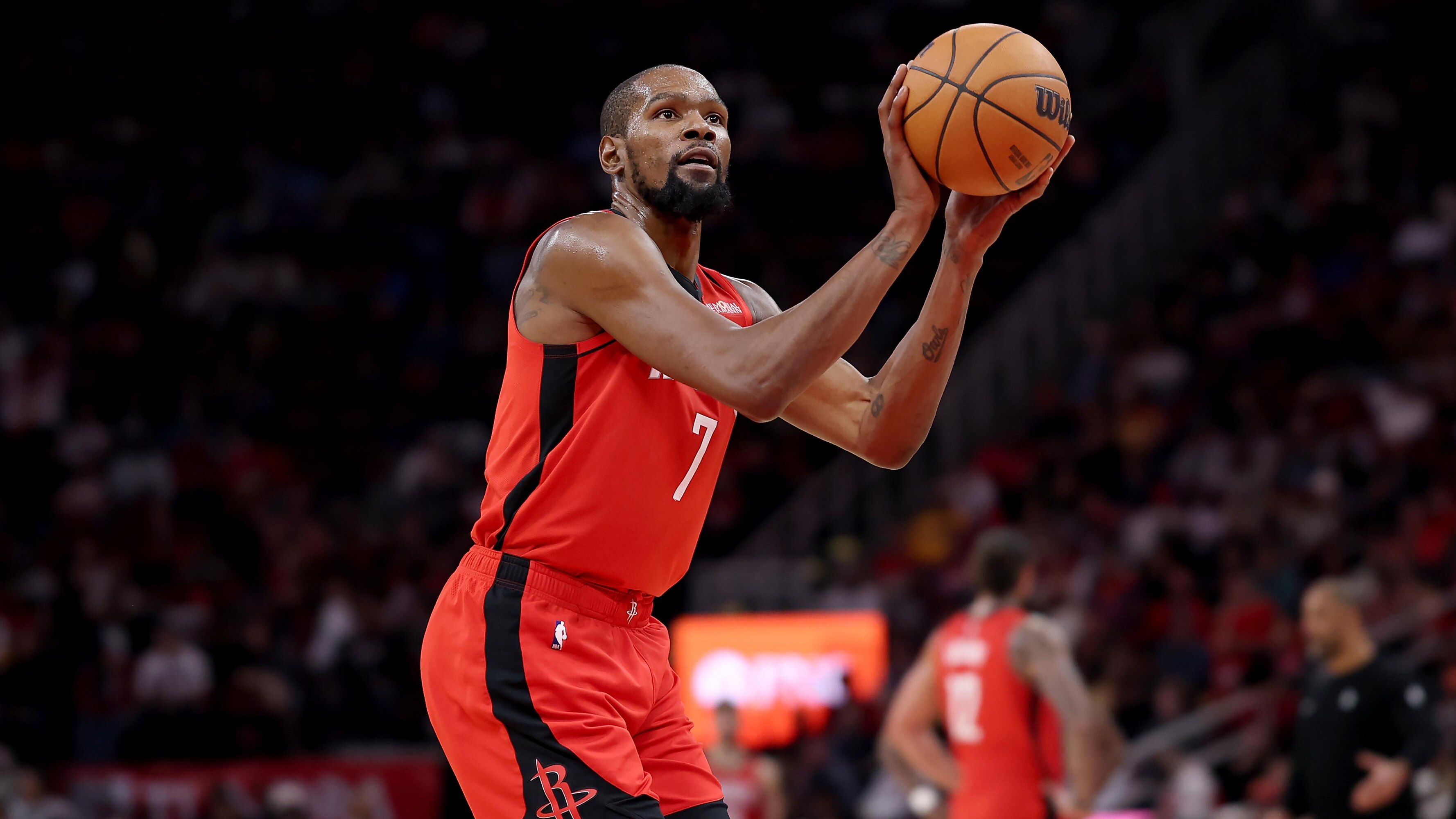 Kevin Durant Reflects on Making NBA History, Nearing Wilt Chamberlain's Scoring Mark