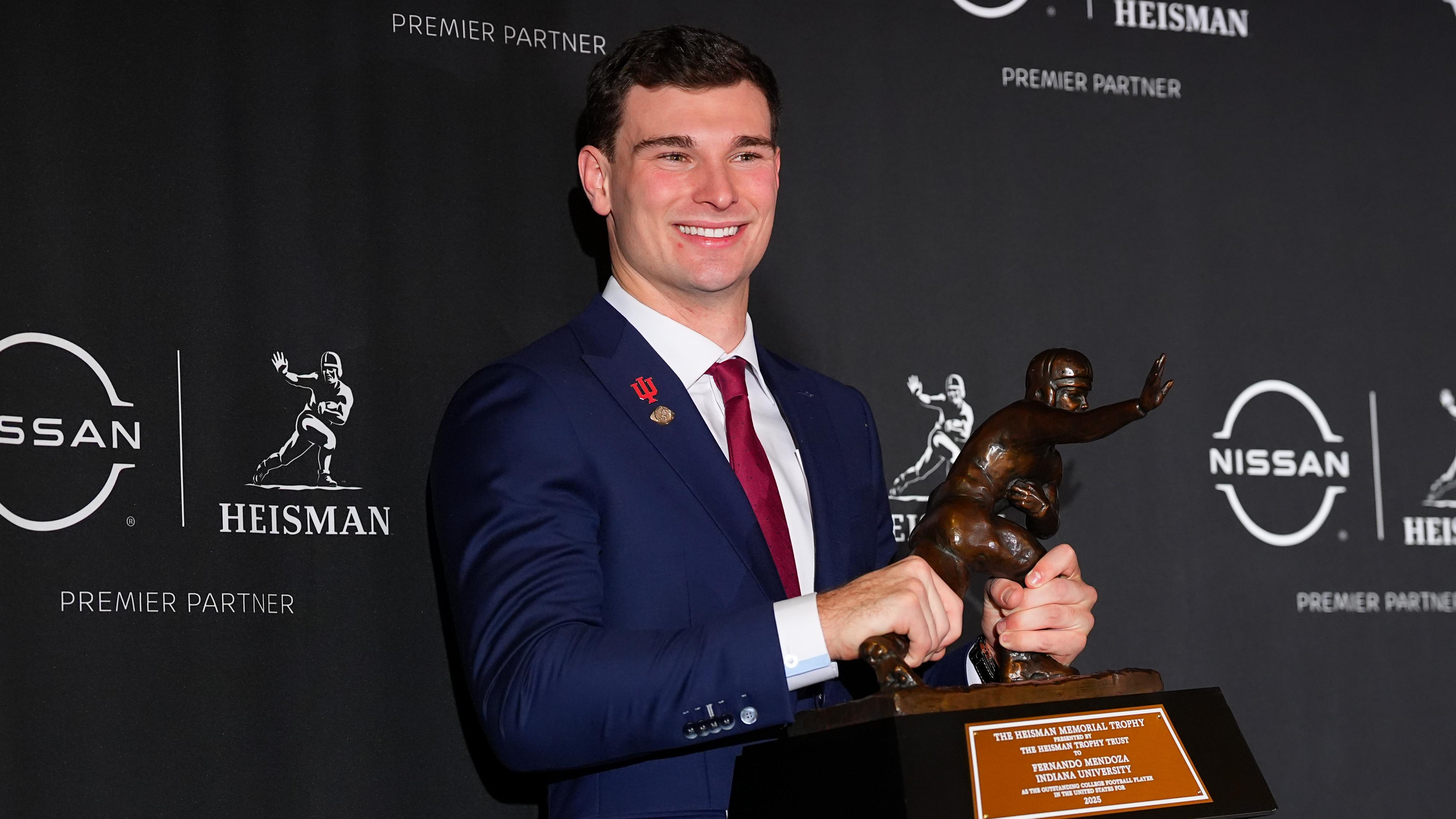 Tim Tebow Congratulates Fernando Mendoza on Winning 2025 Heisman Trophy ...