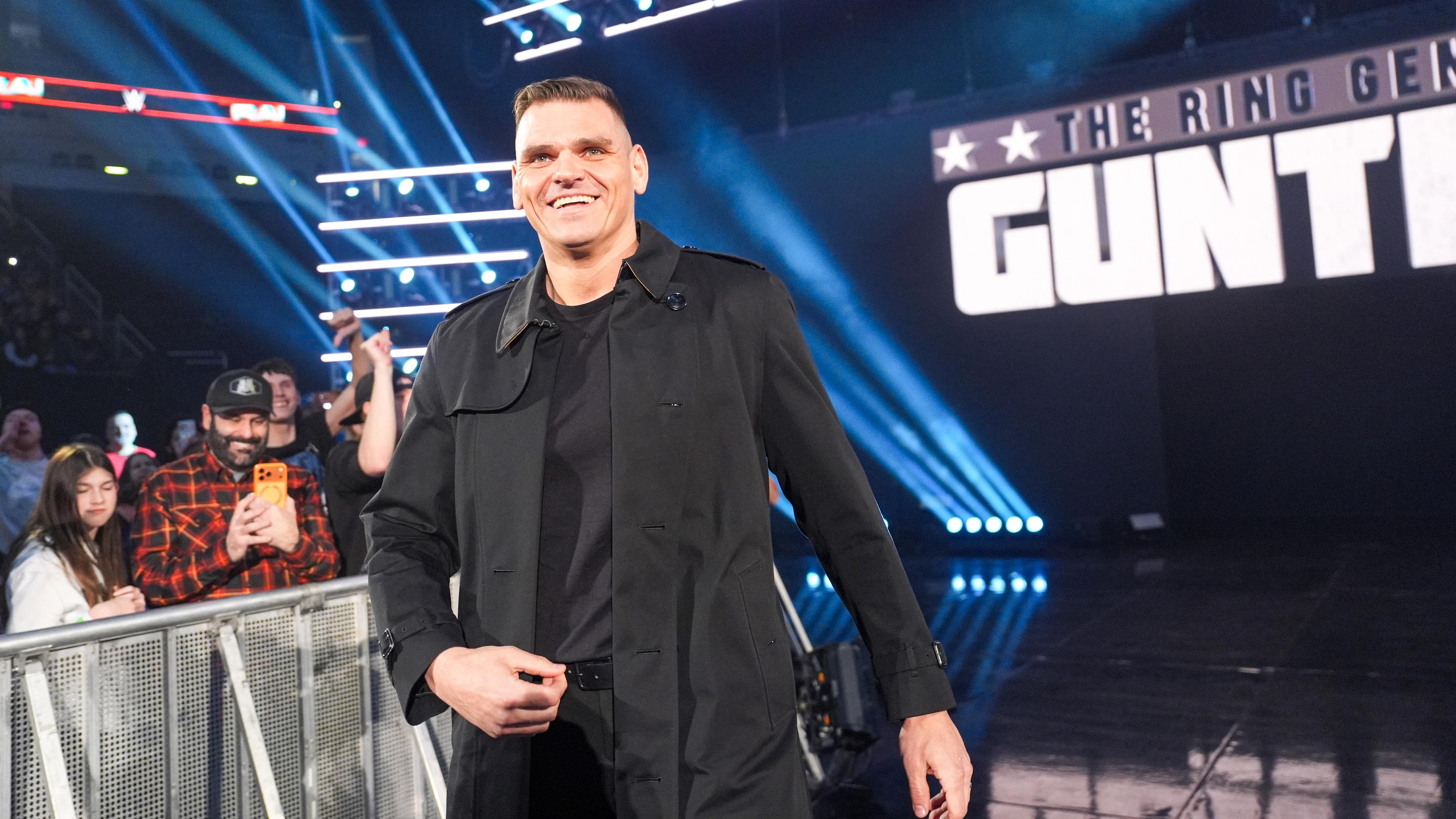 Gunther Achieves Nuclear Heat, WWE's Mystery Attacker Fail, More Raw ...