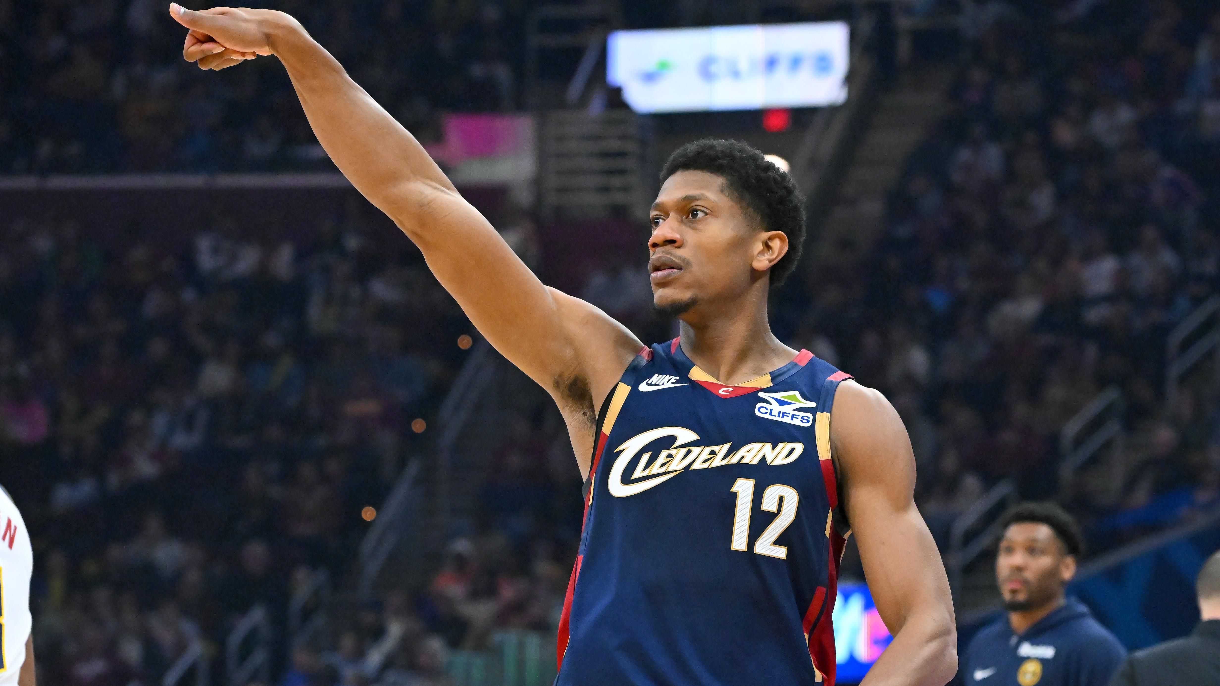 A 3-Team De'Andre Hunter, Jonathan Kuminga Trade Idea Where Everyone Wins