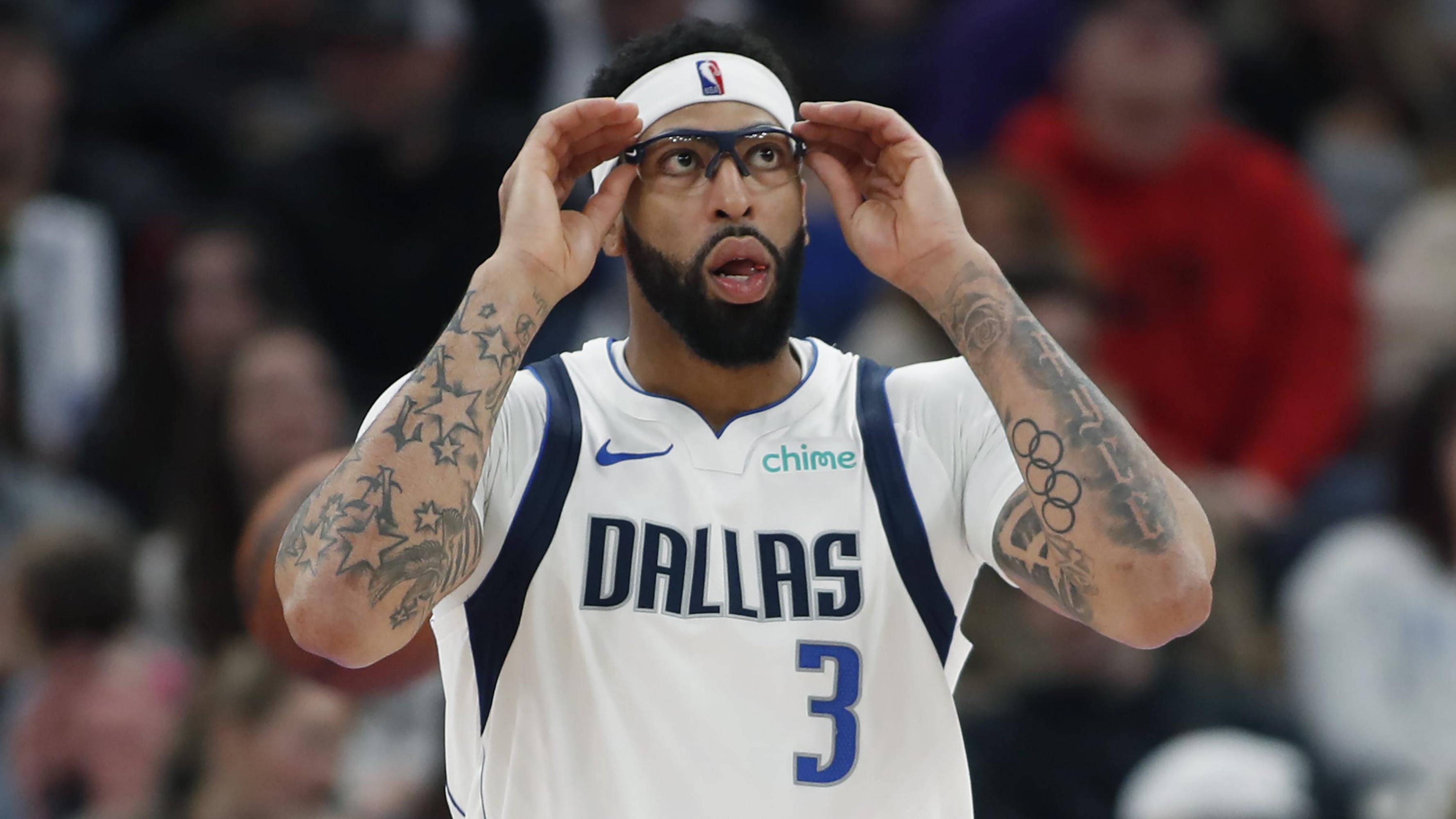 Anthony Davis Trade Rumors on Potential Timeline for Deal, Mavs Future