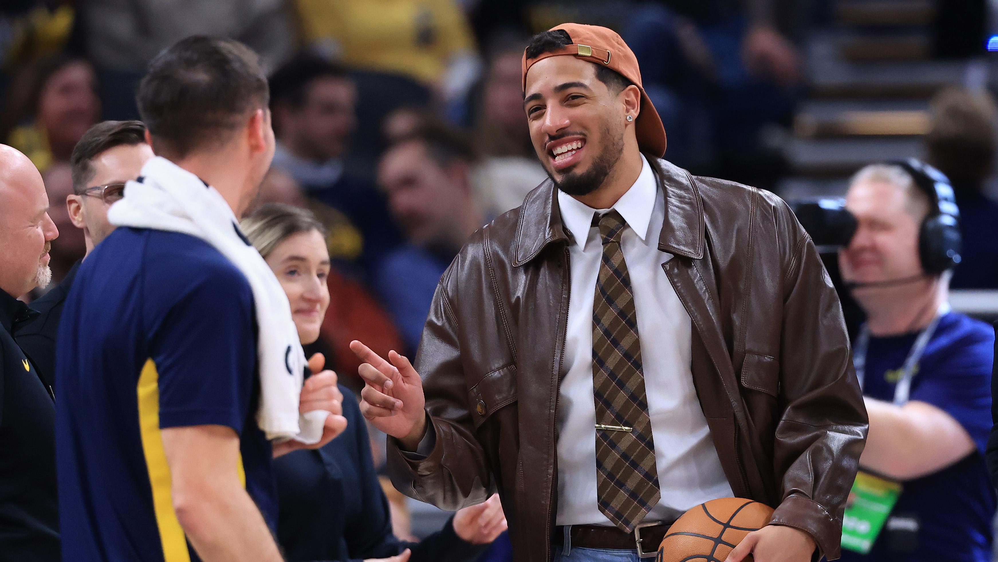 Tyrese Haliburton Tells LeBron Funny Story Realizing He Won't Get ...