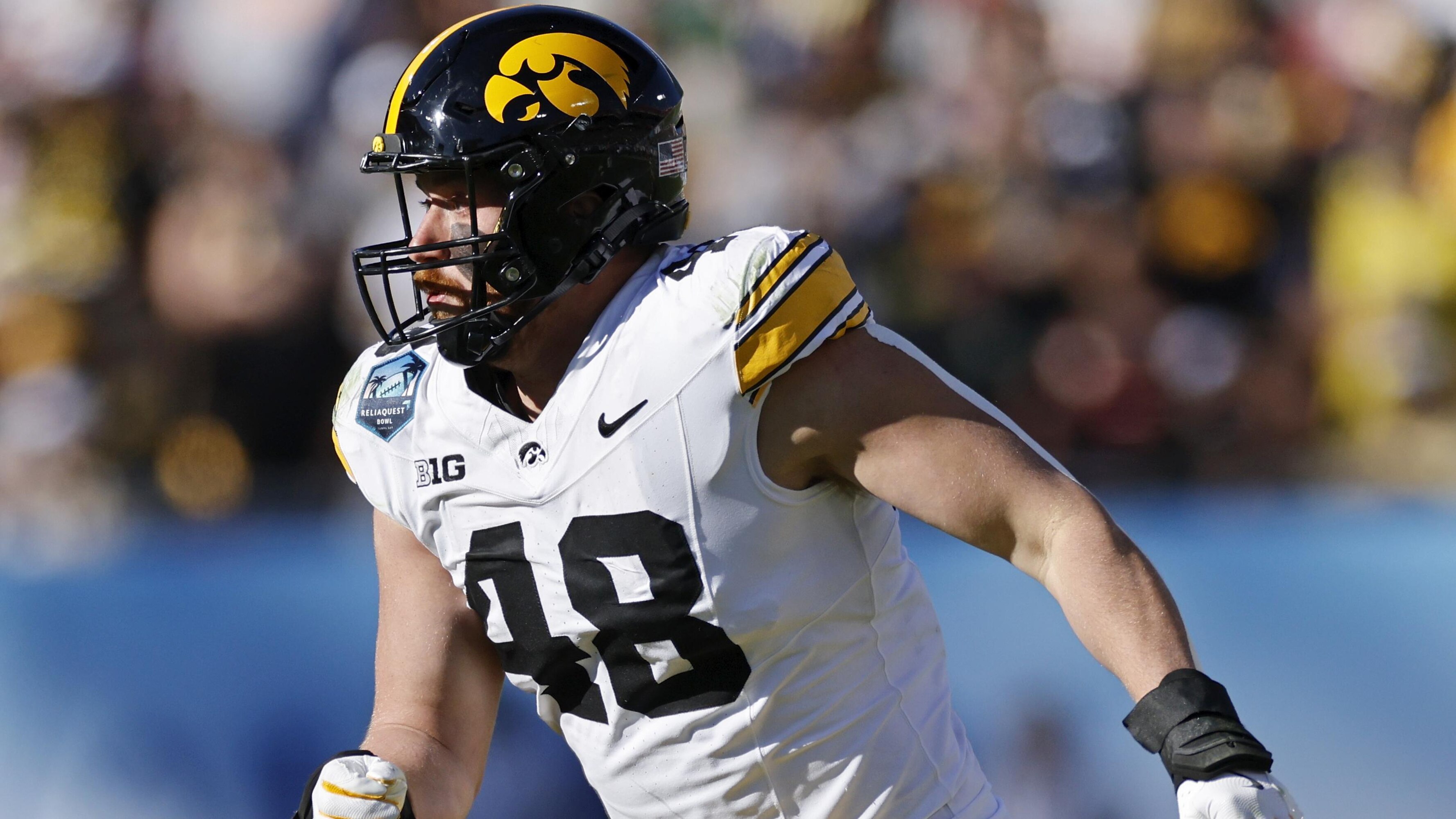Max Llewellyn NFL Draft 2026 Scouting Report for Miami Dolphins Edge